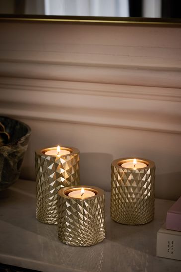 Tiered candle holders store