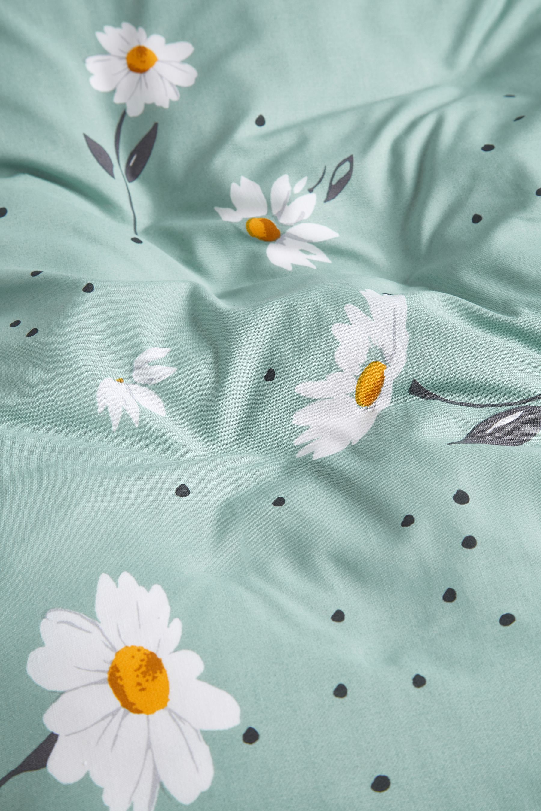 Buy 2 Pack Green Daisy Reversible Duvet Cover and Pillowcase Set from ...