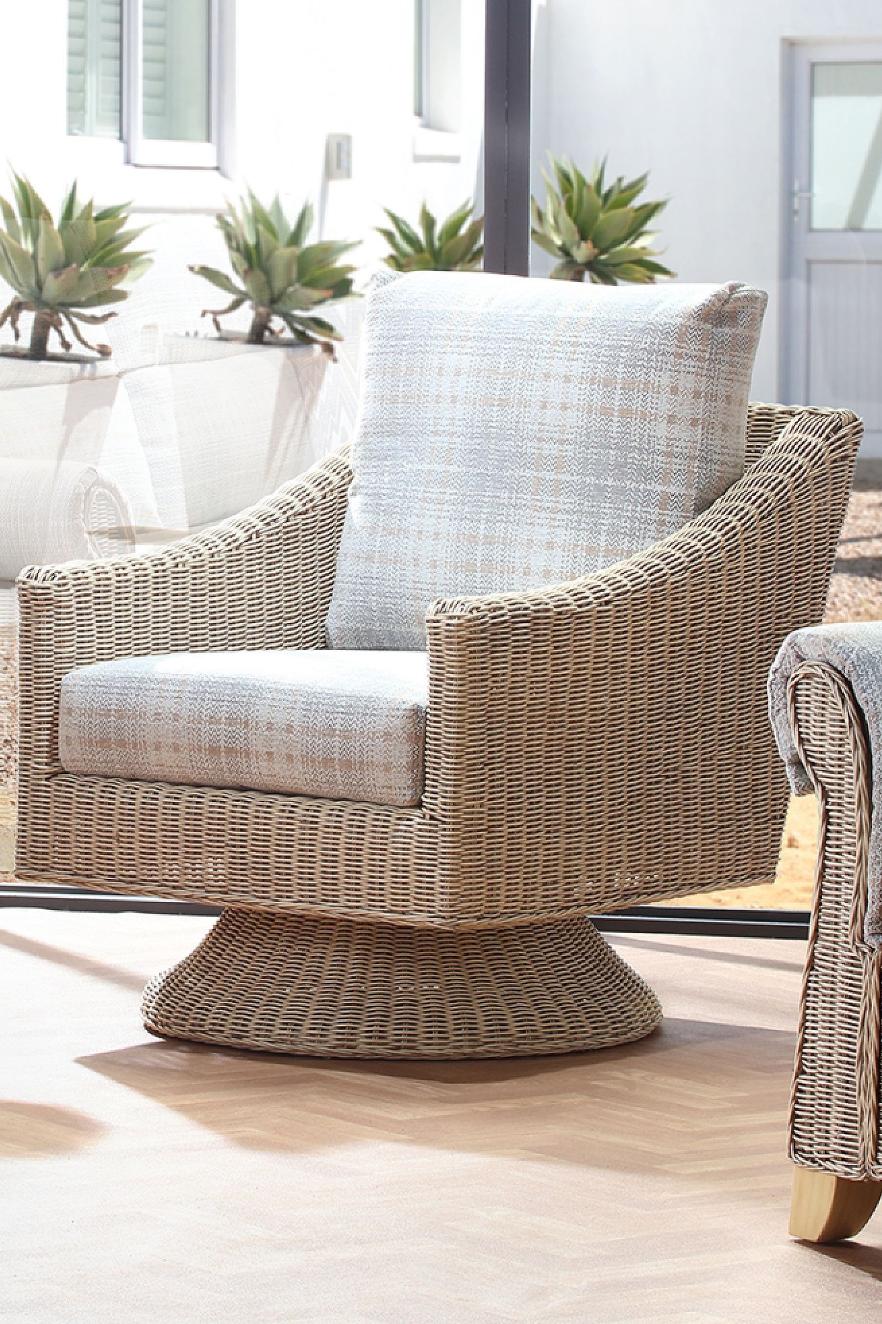 Buy Desser Clifton Rattan Boxy Conservatory 360 Swivel Chair from the ...