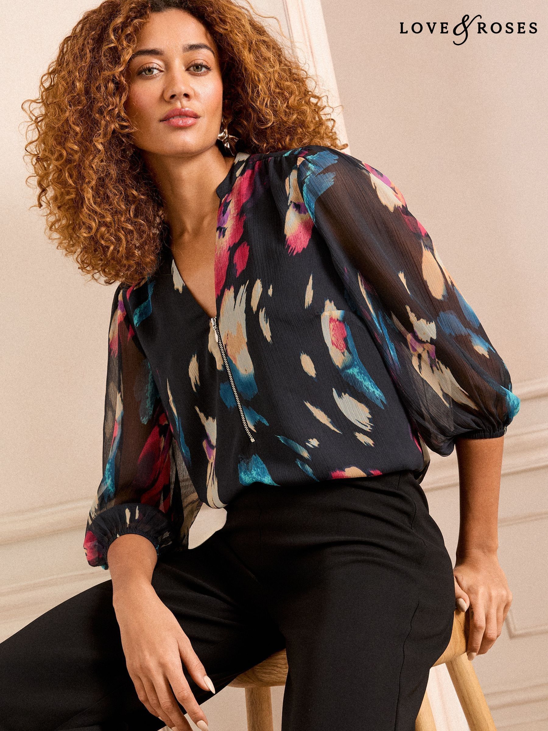 Women's tops and blouses store
