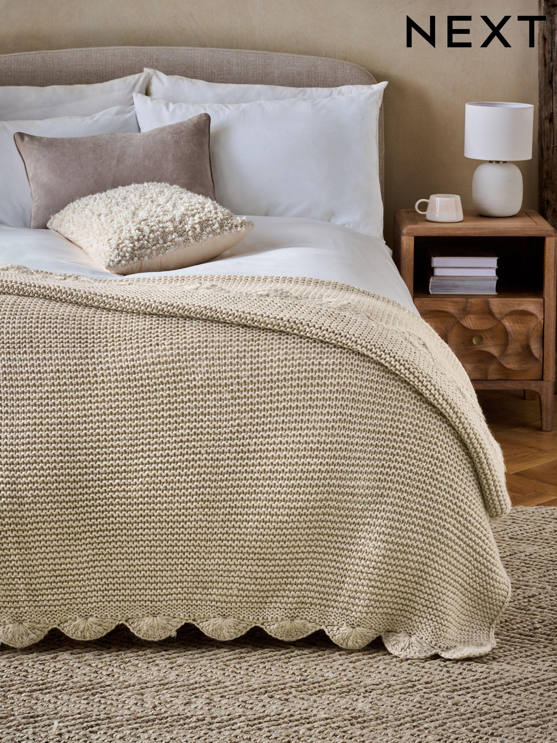 Knitted bed throws store