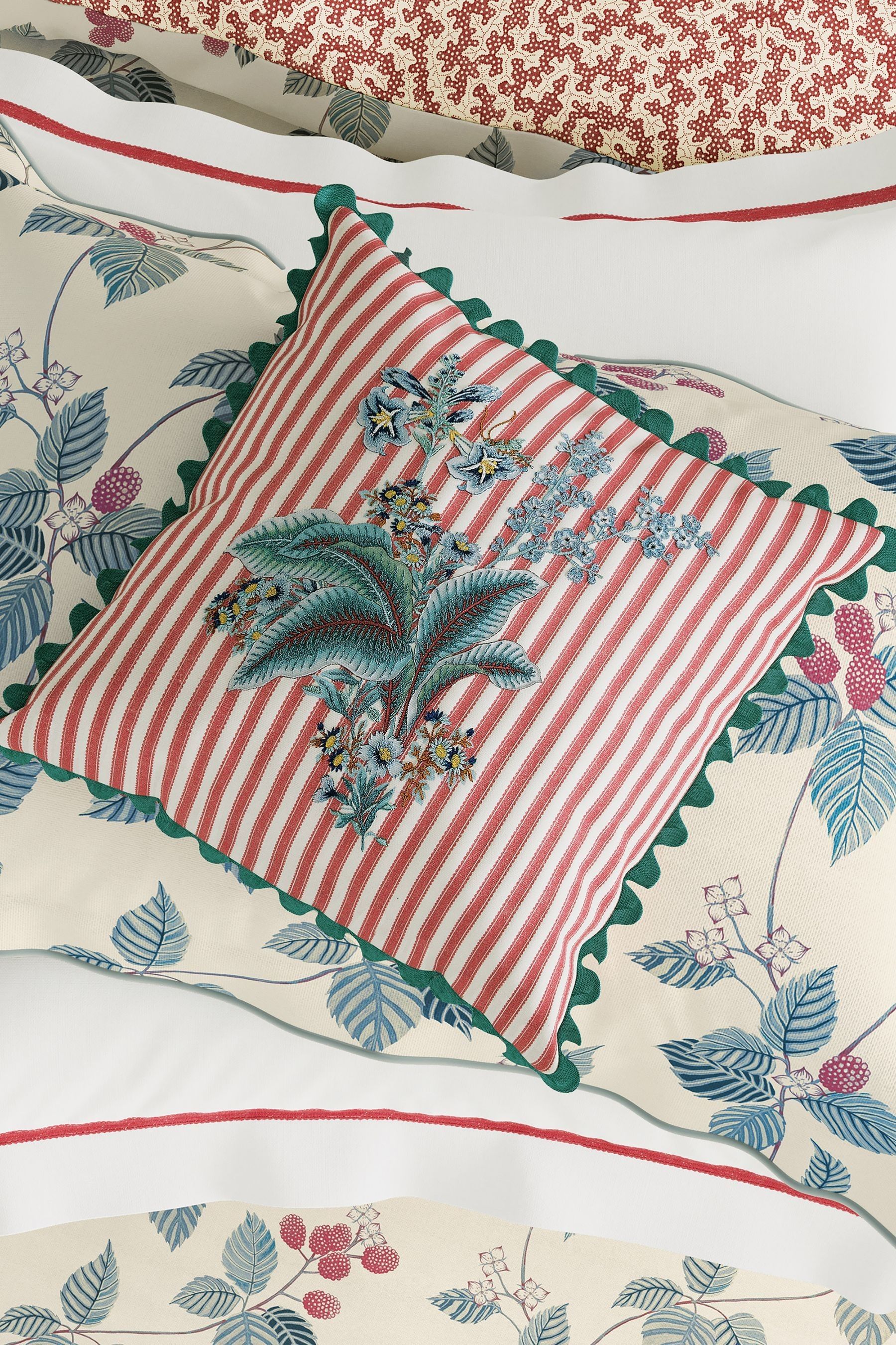 Buy Sanderson Raspberry Rubus Duvet Cover and Pillowcase Set from the ...