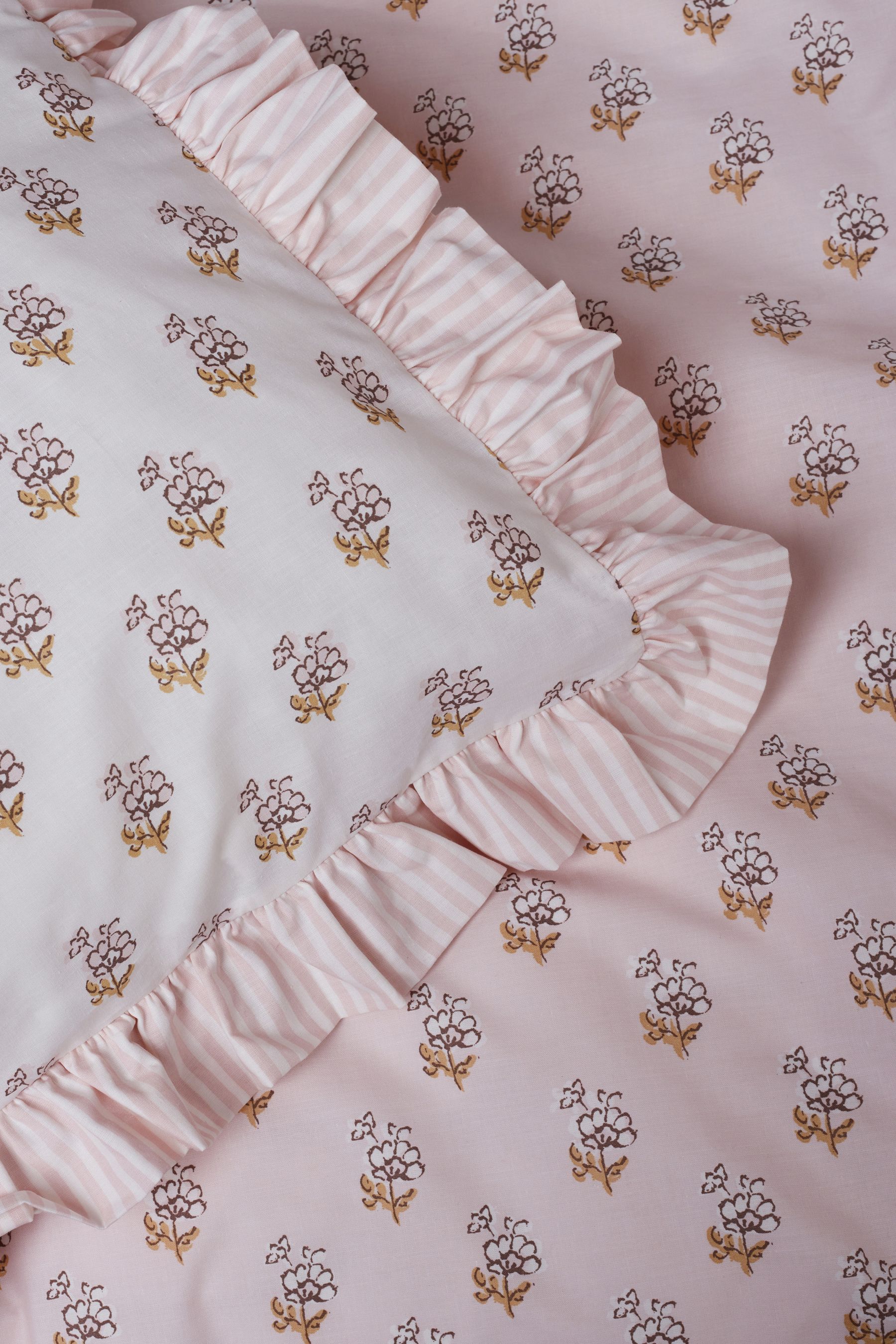 Buy Pink Block Floral Printed Polycotton Duvet Cover and Pillowcase ...