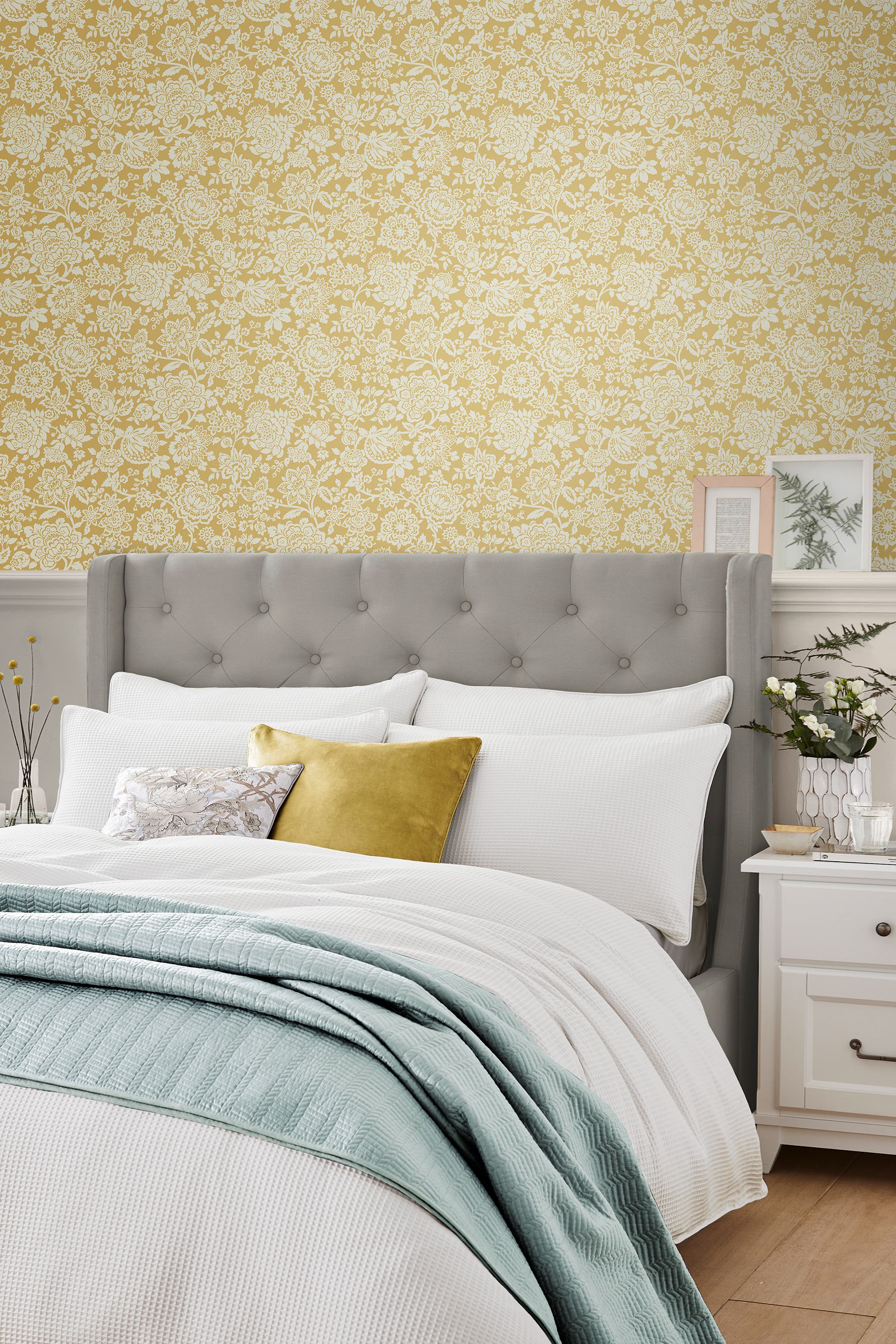 Buy Laura Ashley Pale Ochre Yellow Trailing Laurissa 10M Wallpaper ...
