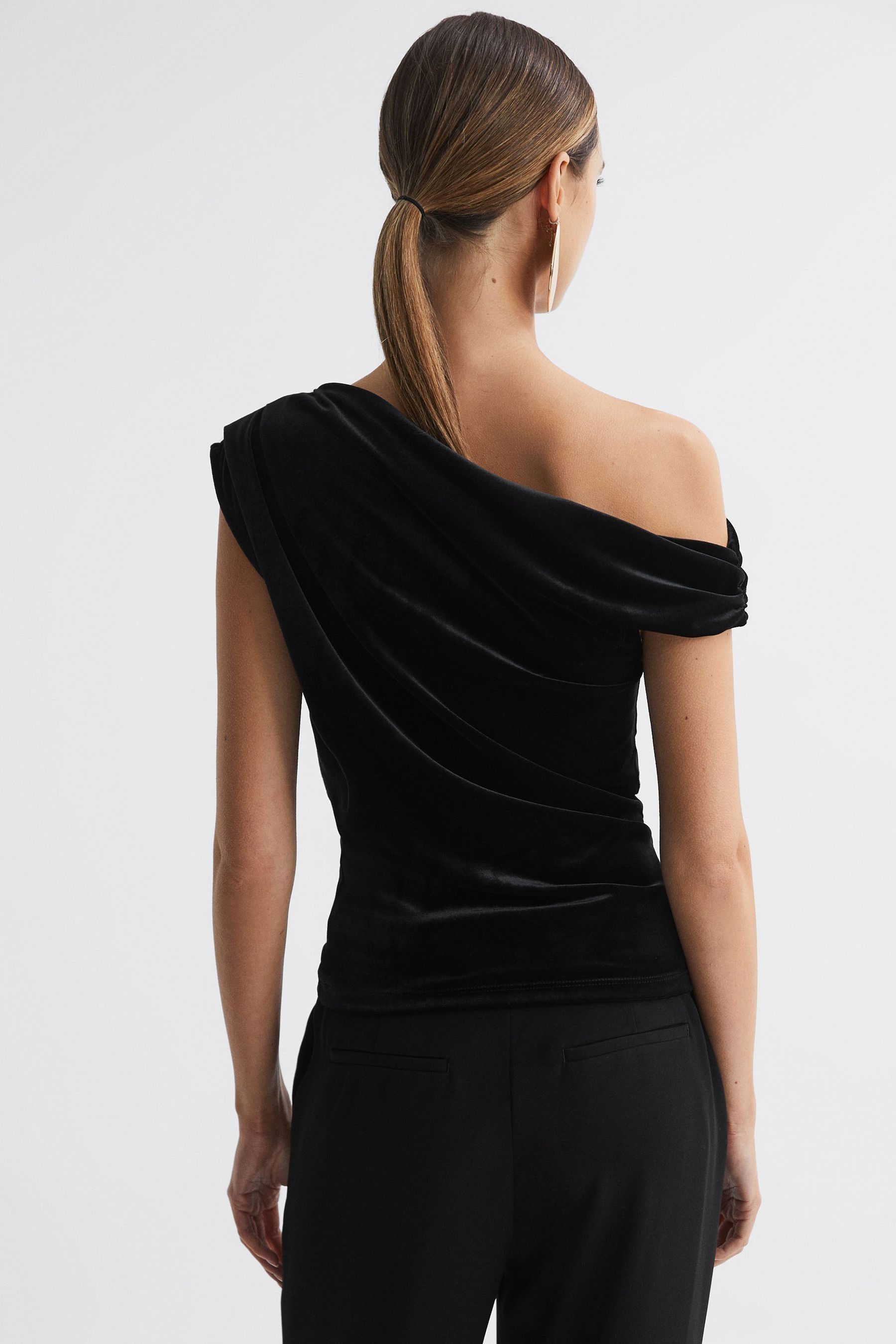 Buy Reiss Black Mia Velvet Off-The-Shoulder Top from the Next UK online ...