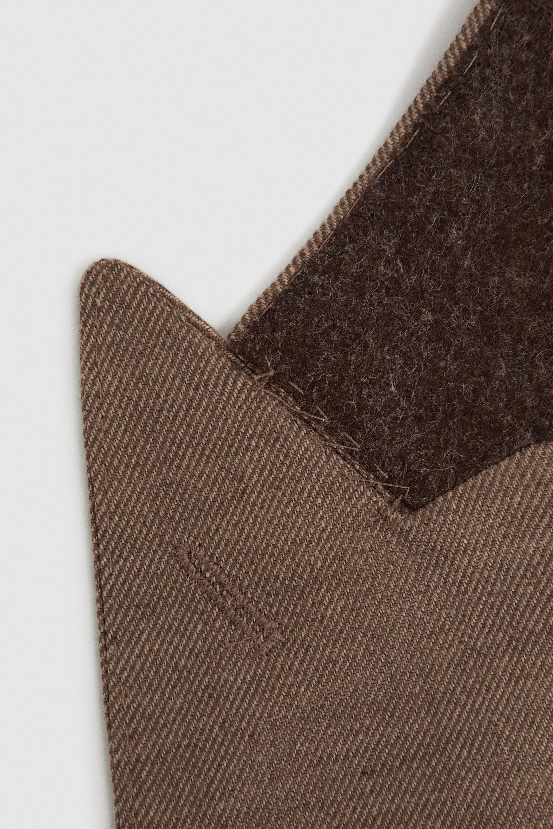 Buy Reiss Tobacco Paddock Slim Fit Double Breasted Twill Blazer from ...