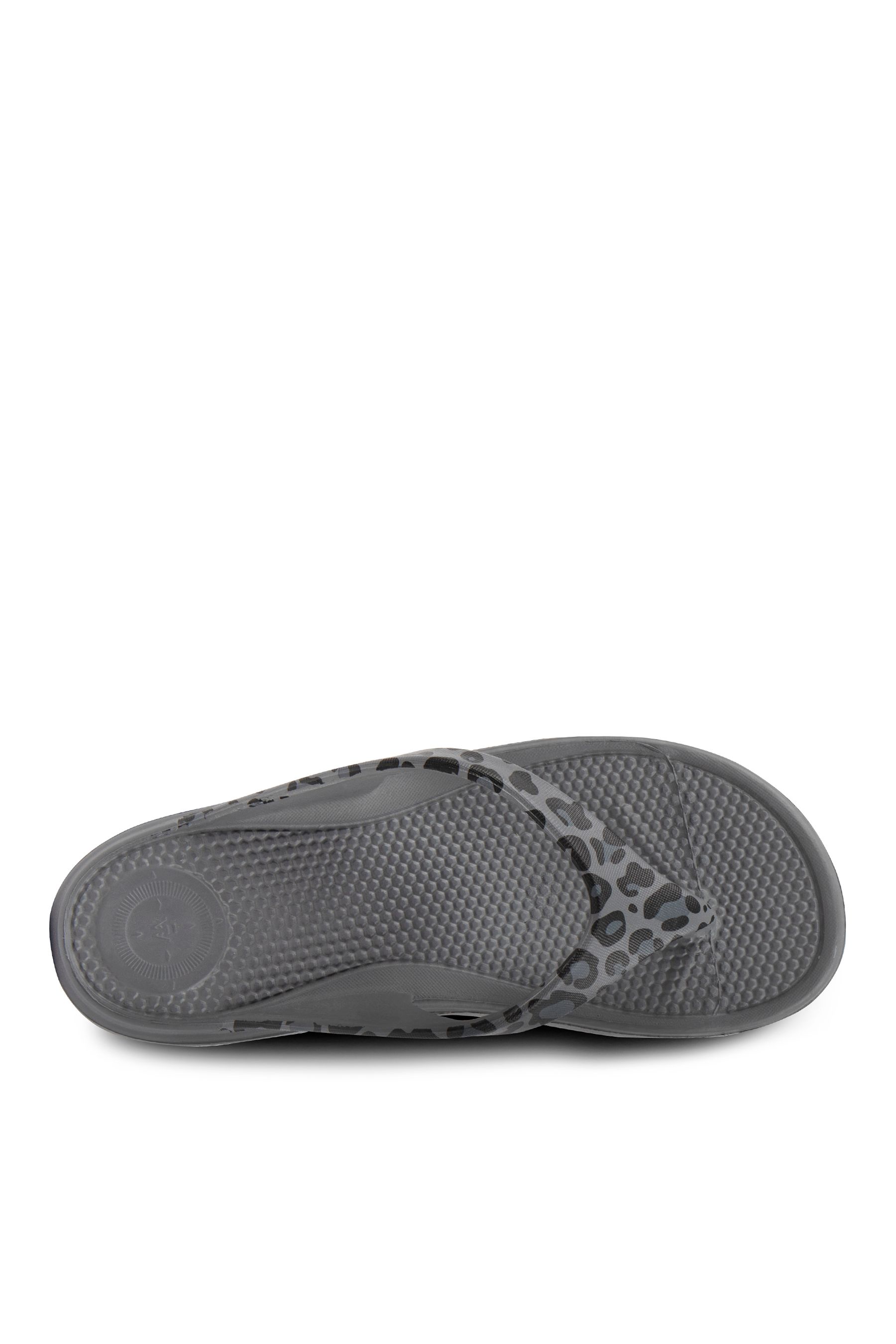 Buy Totes Animal Ladies Solbounce Toe Post Flip Flops Sandals from the ...