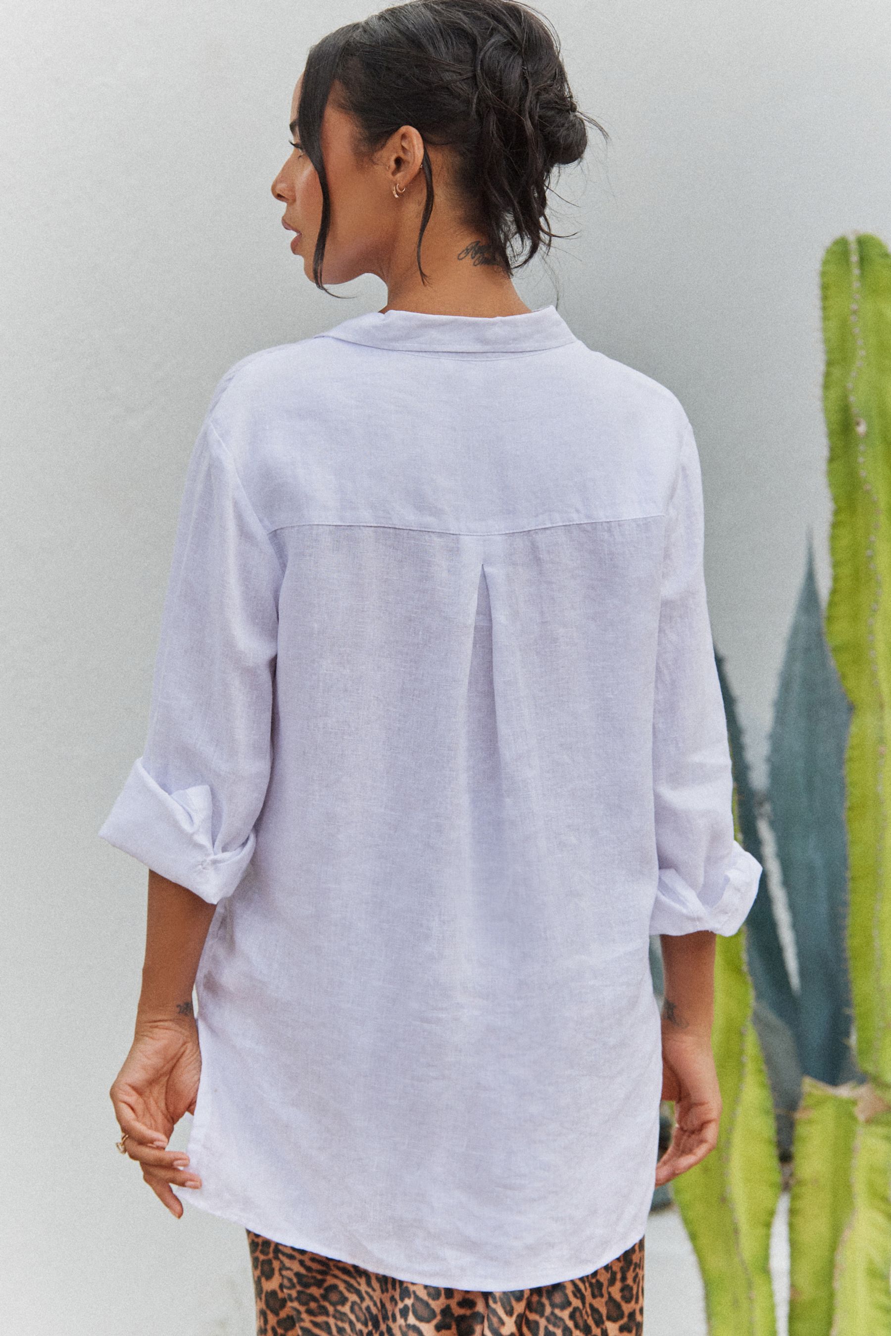 Buy White - Chemise 100% lin à manches longues from Next France