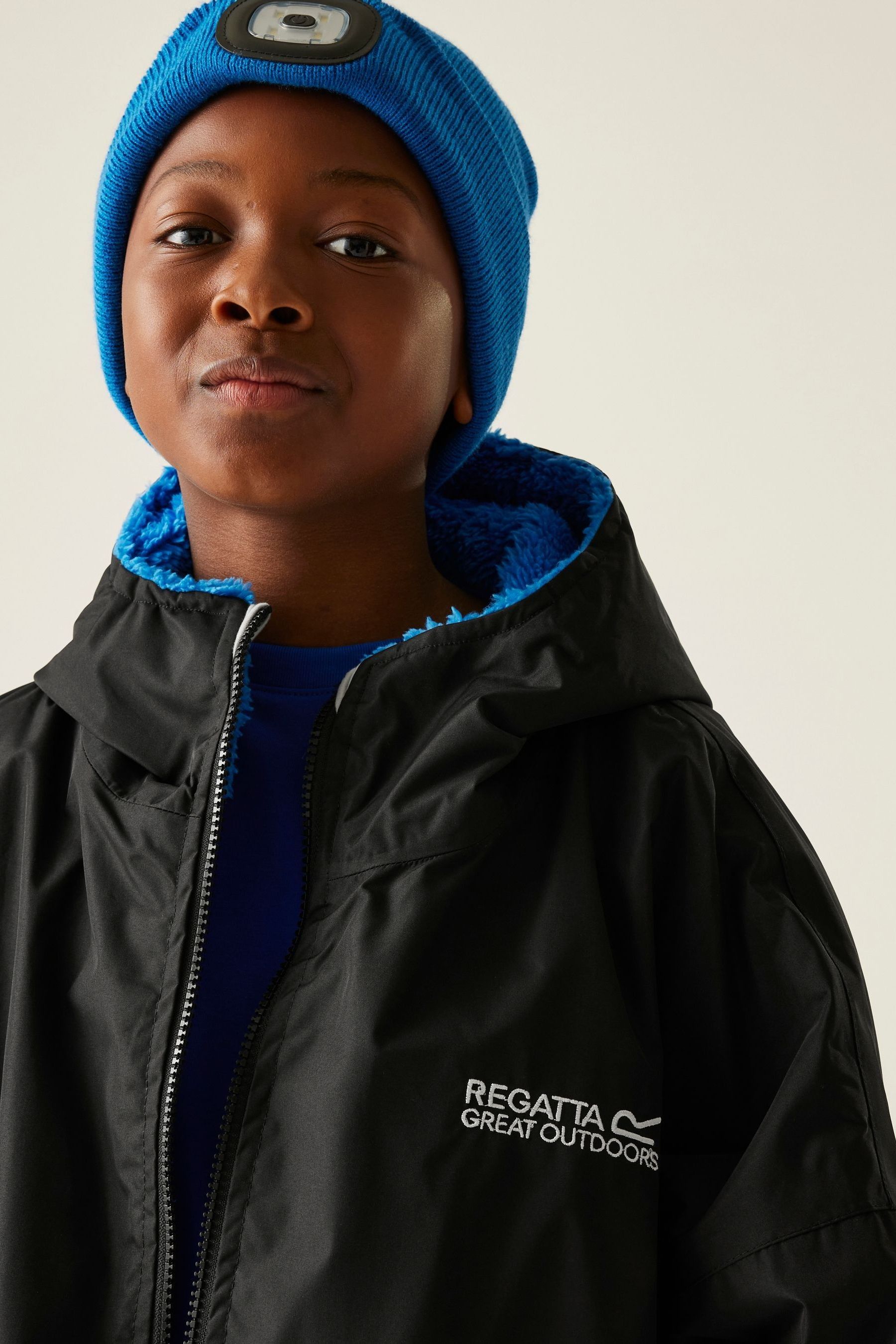 Buy Regatta Black Junior Waterproof Fleece Lined Changing Robe from the ...