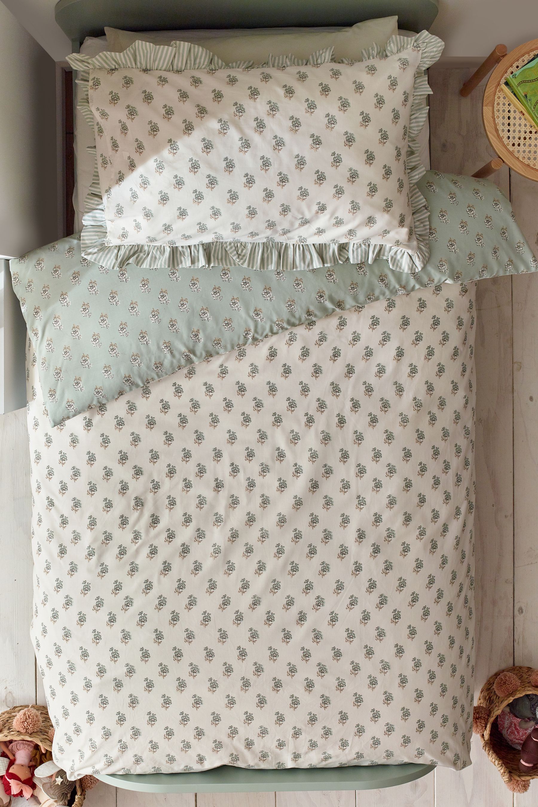 Buy Sage Green Block Floral Printed Polycotton Duvet Cover and ...