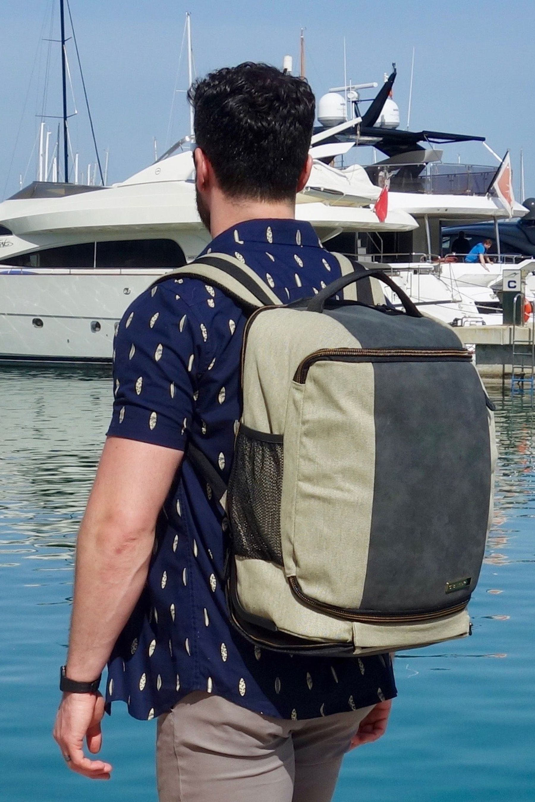 Buy Cabin Max Manhattan Hybrid 30 Litre 45x36x20cm Backpack / Trolley ...