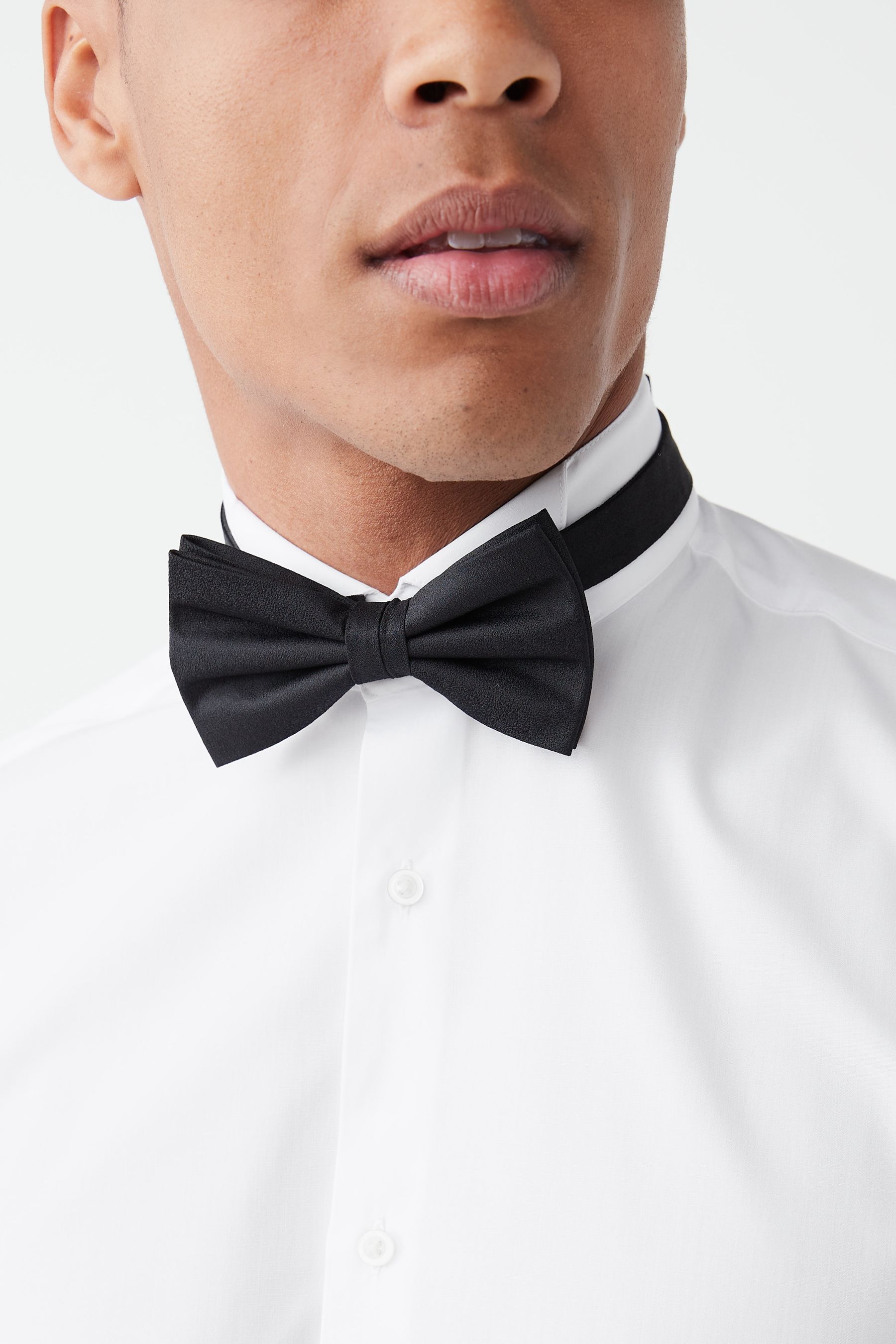 Buy White Slim Fit Easy Care Double Cuff Wing Collar Shirt from the ...