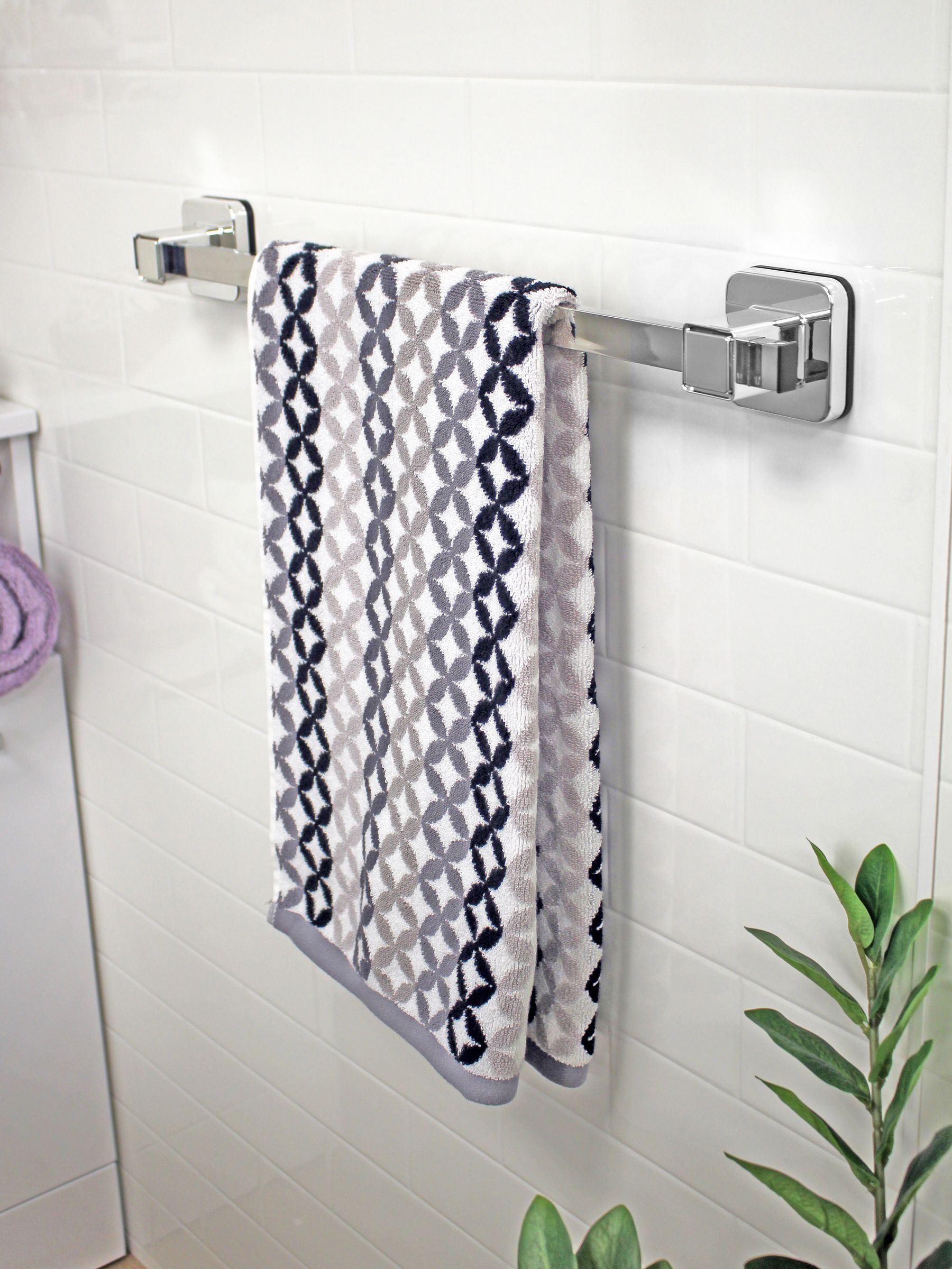 Buy Showerdrape Chrome Suction Wall Mounted Towel Rail Pushloc from the ...