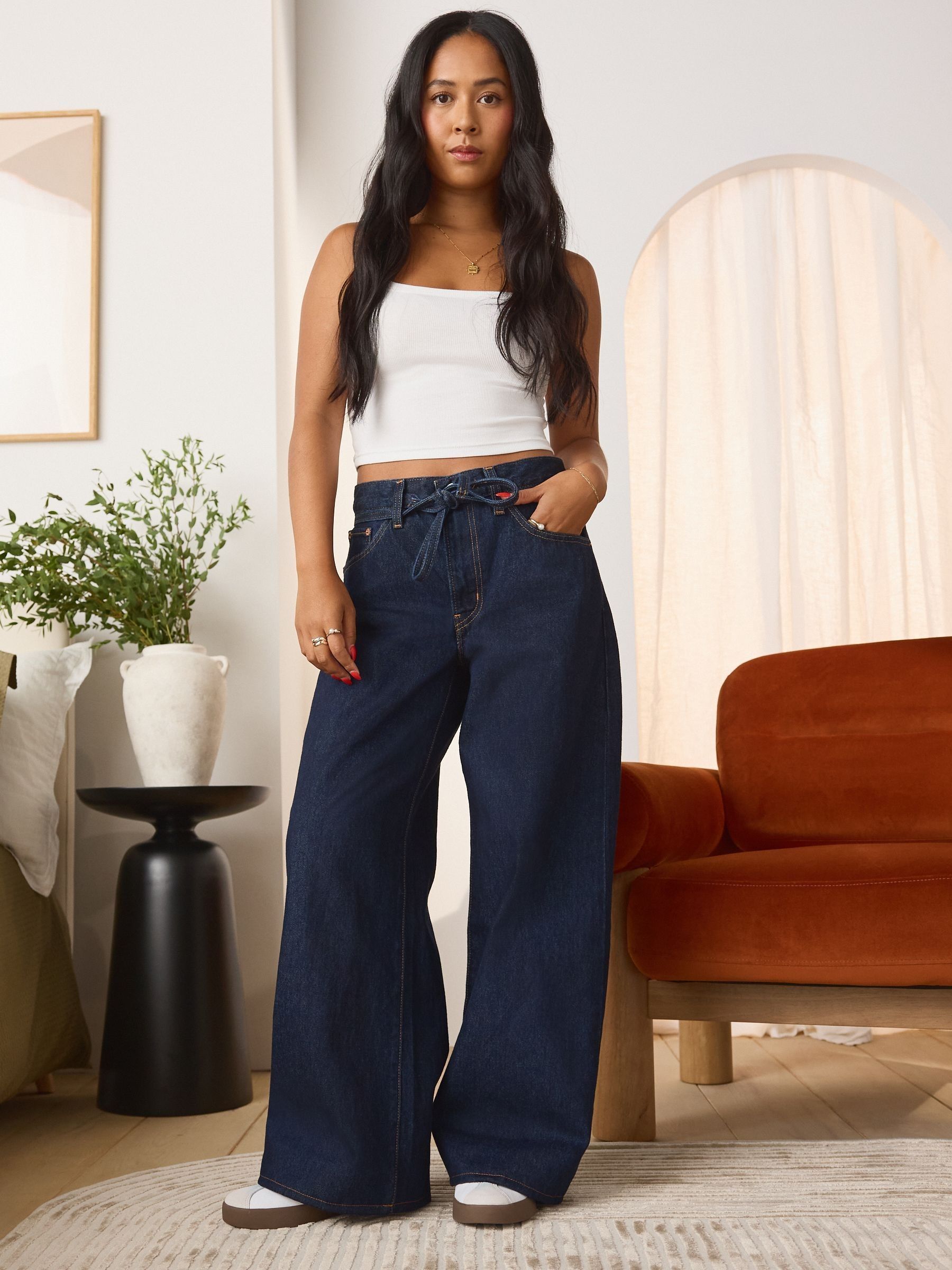 Next levis store