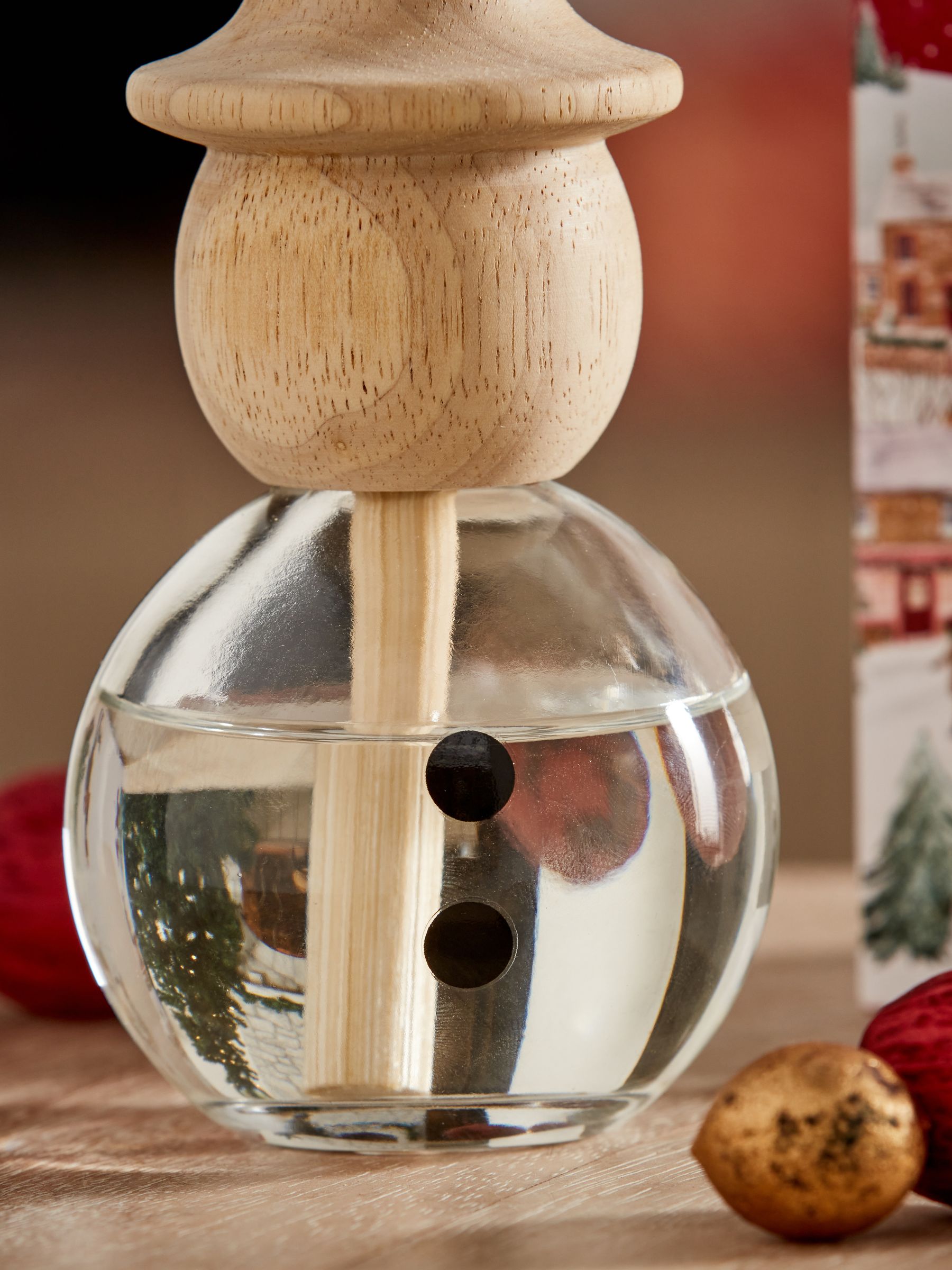 Buy Festive Spice Fragranced Christmas 100ml Reedless Diffuser from the ...