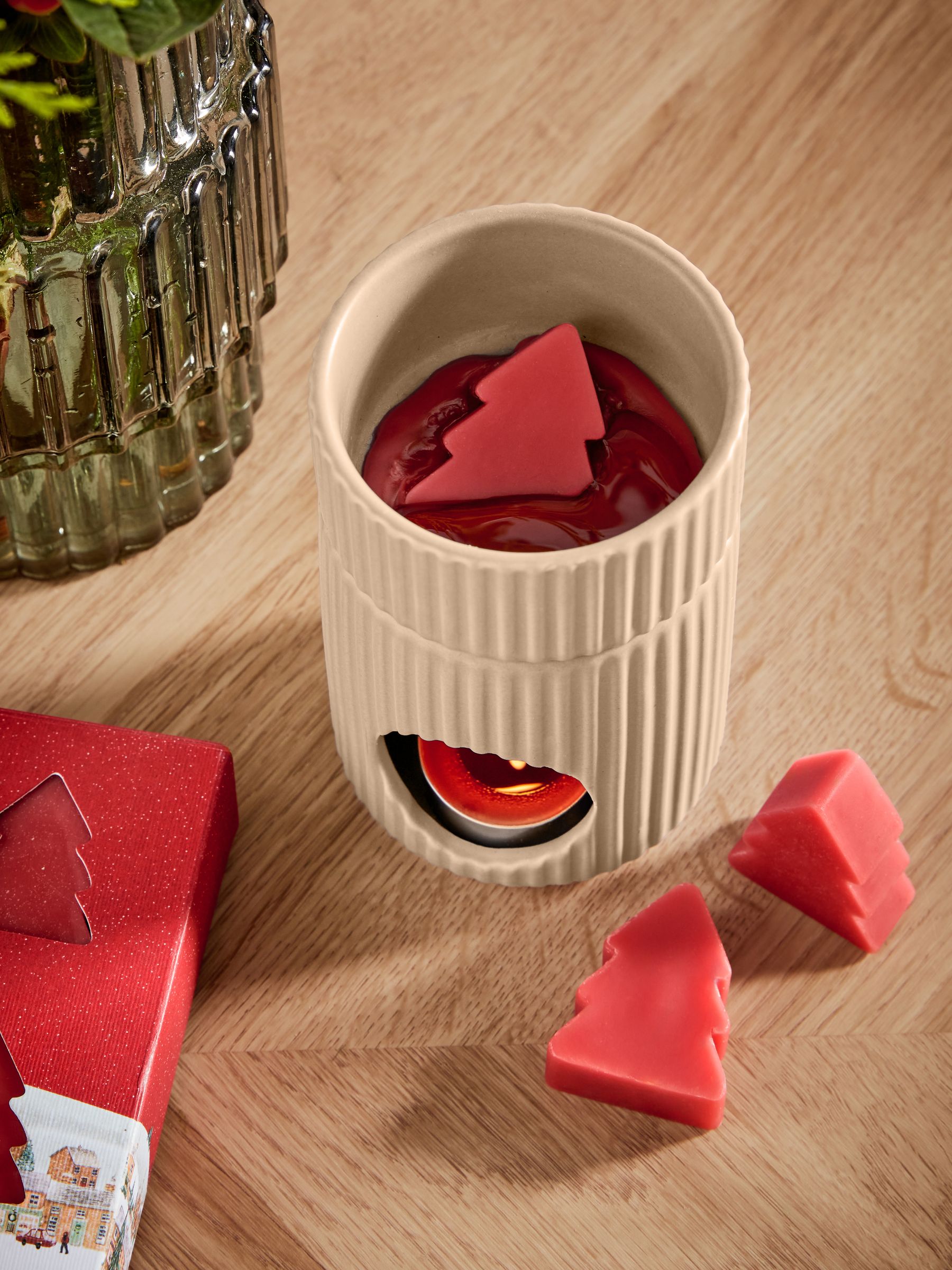 Buy Red Festive Spice Scented Christmas Wax Melts Set of 8 from the ...