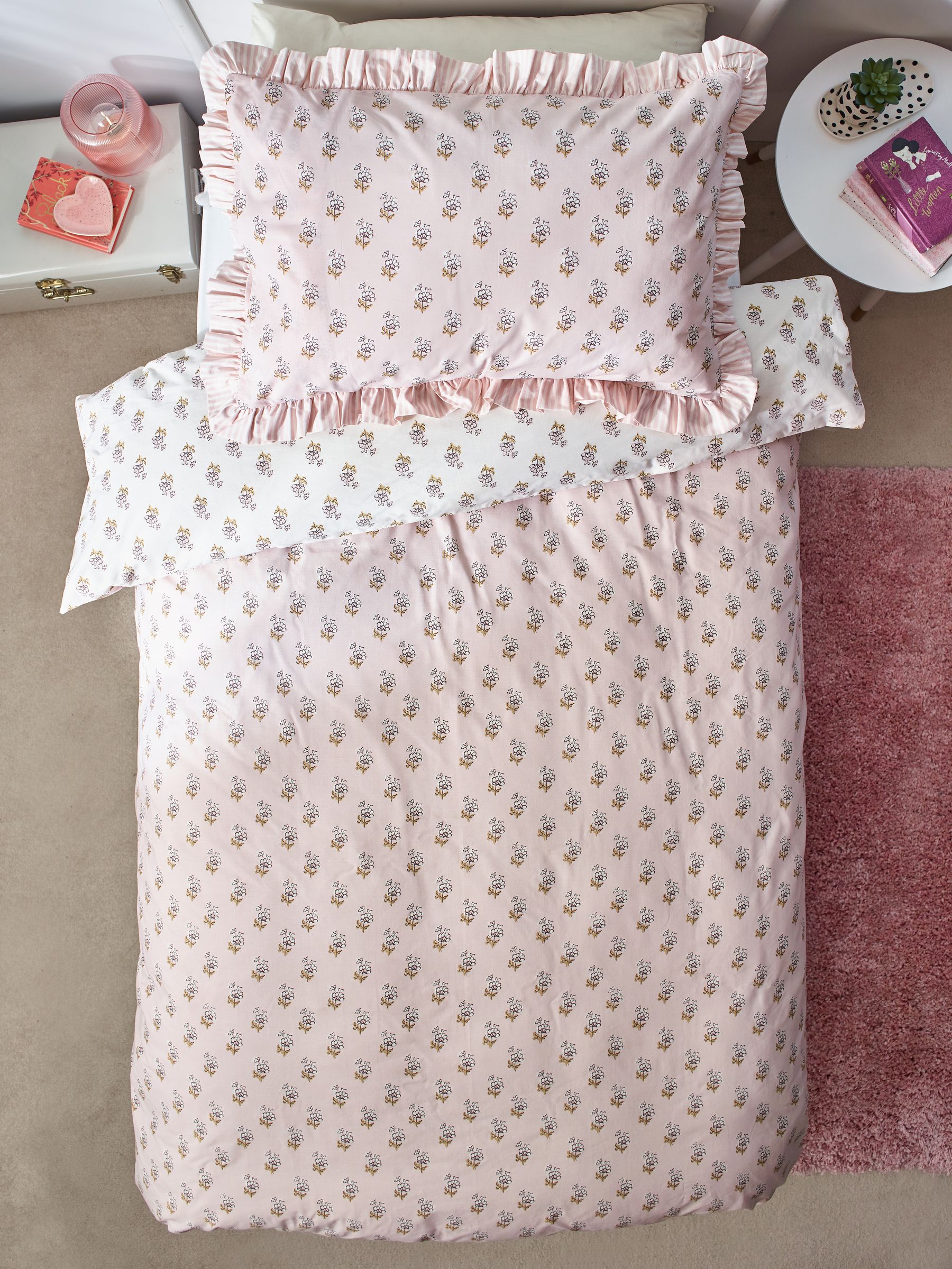 Buy Pink Block Floral Printed Polycotton Duvet Cover and Pillowcase ...