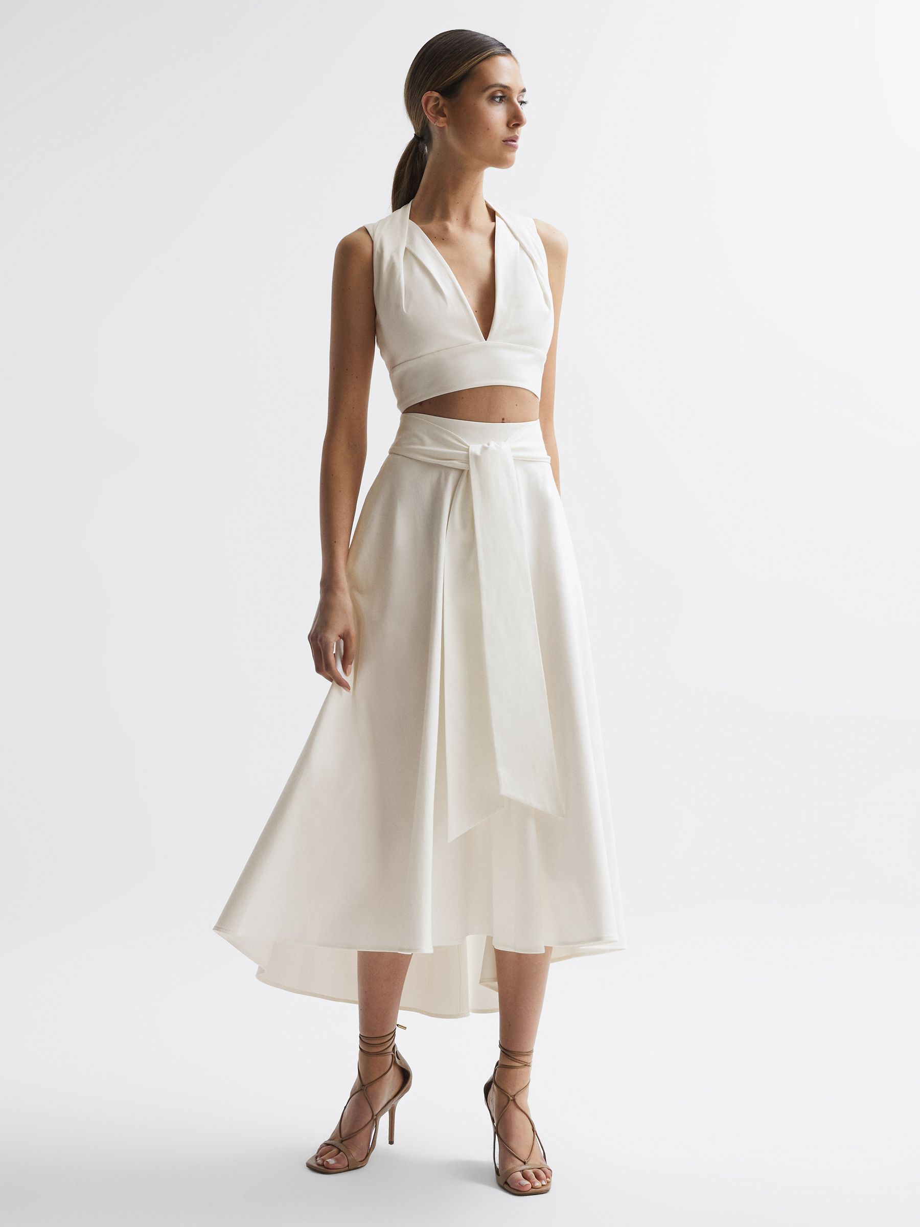 Buy Reiss White Rebecca Cropped V-Neck Open Back Top from the Next UK ...