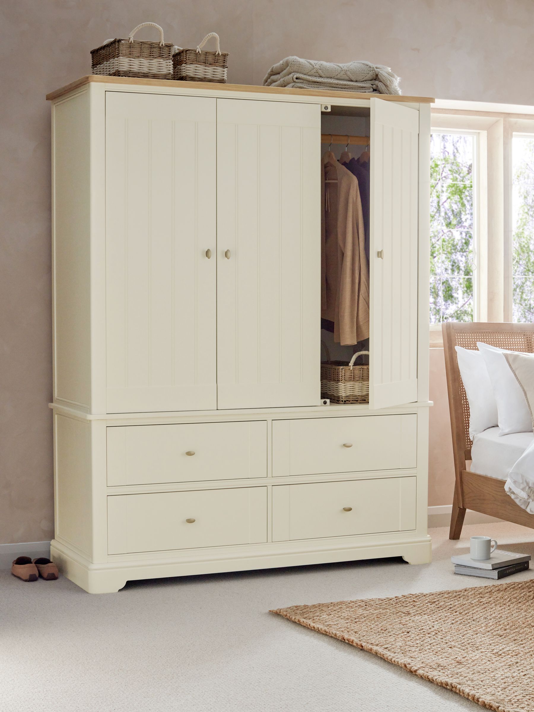 Buy Chalk White Hampton Solid Oak Triple, 4 Drawers Wardrobe from the ...