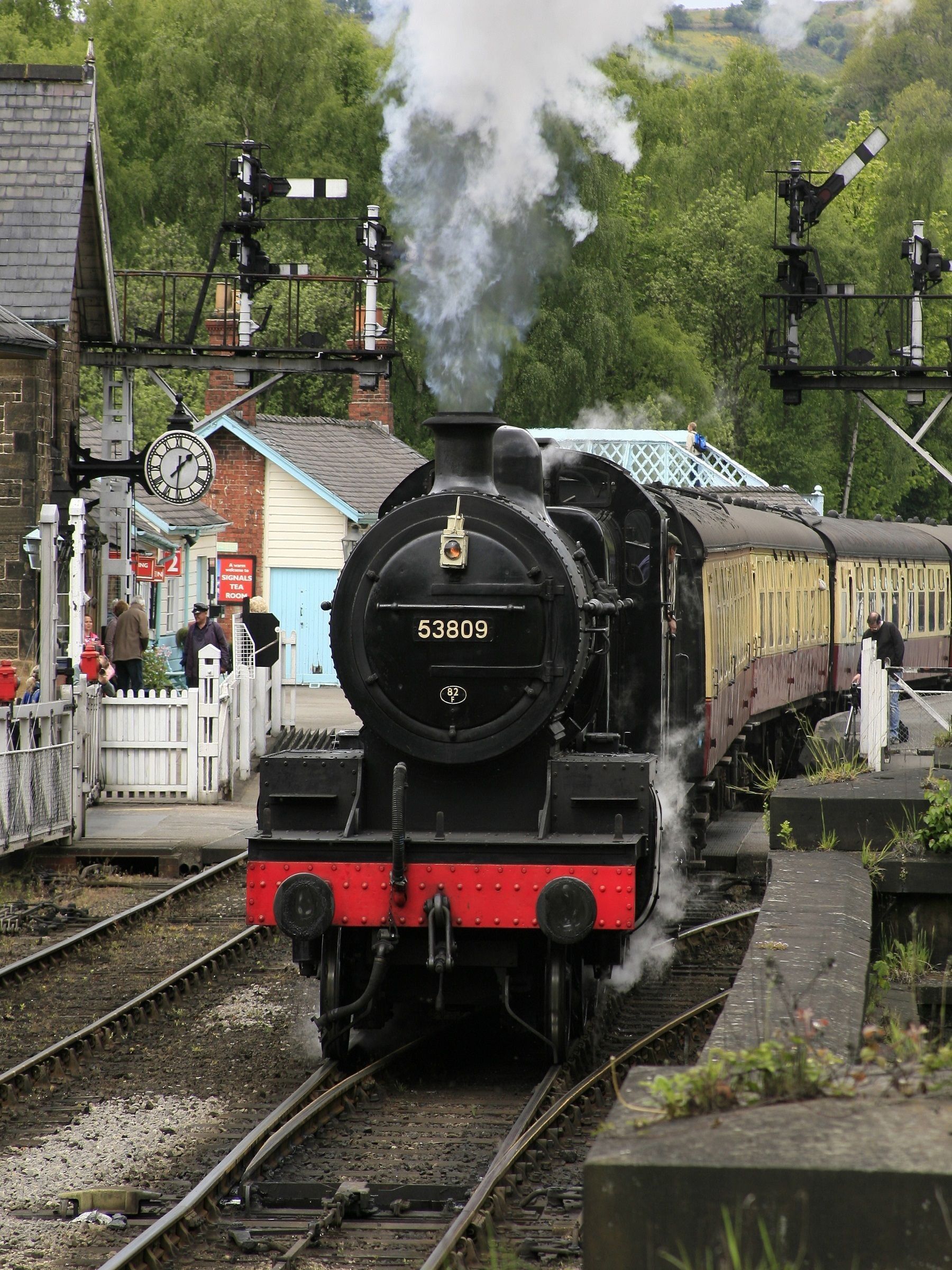 Buy AS Steam Train Ride For Two Gift Experience from the Next UK online ...