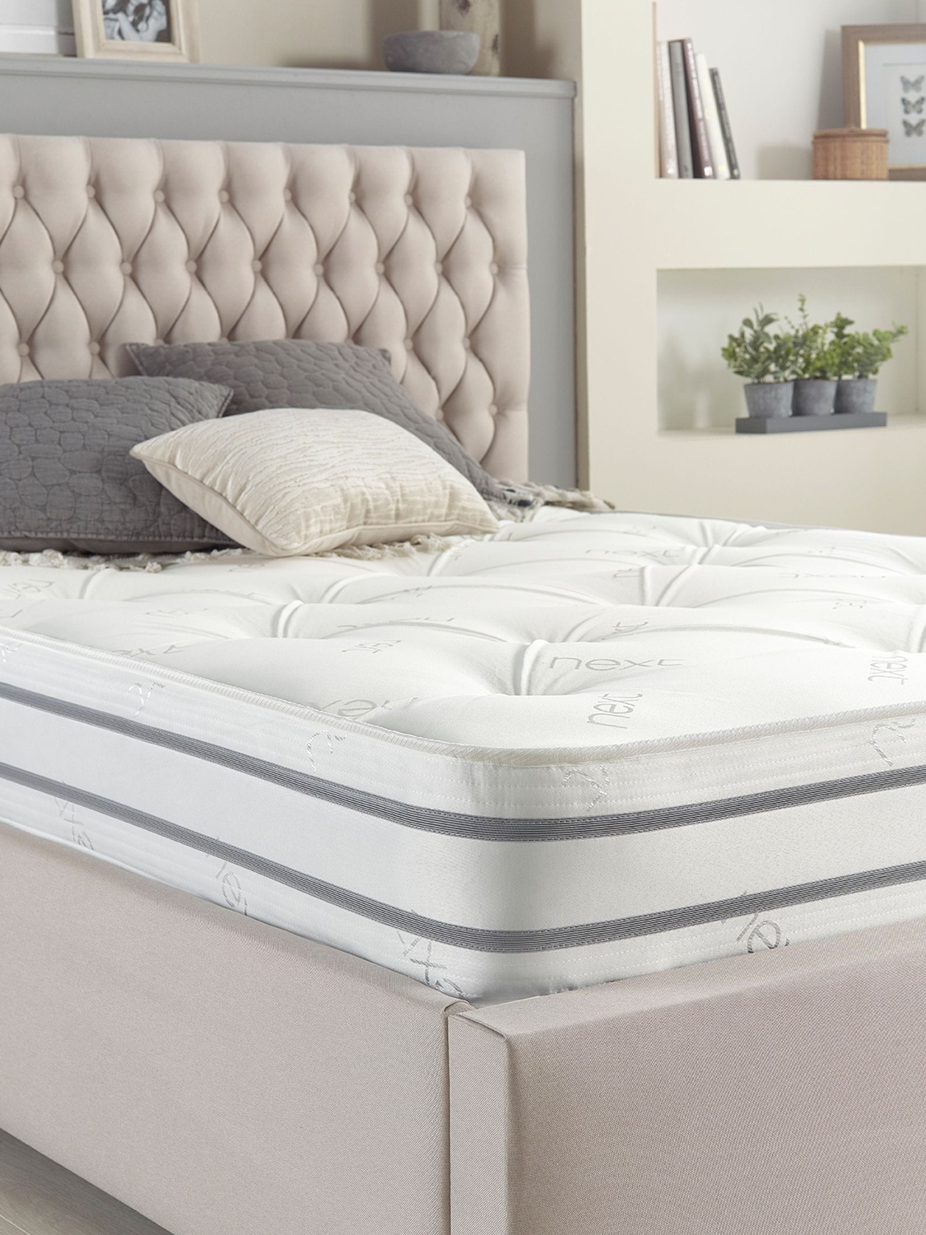 Mattress shops open near me store