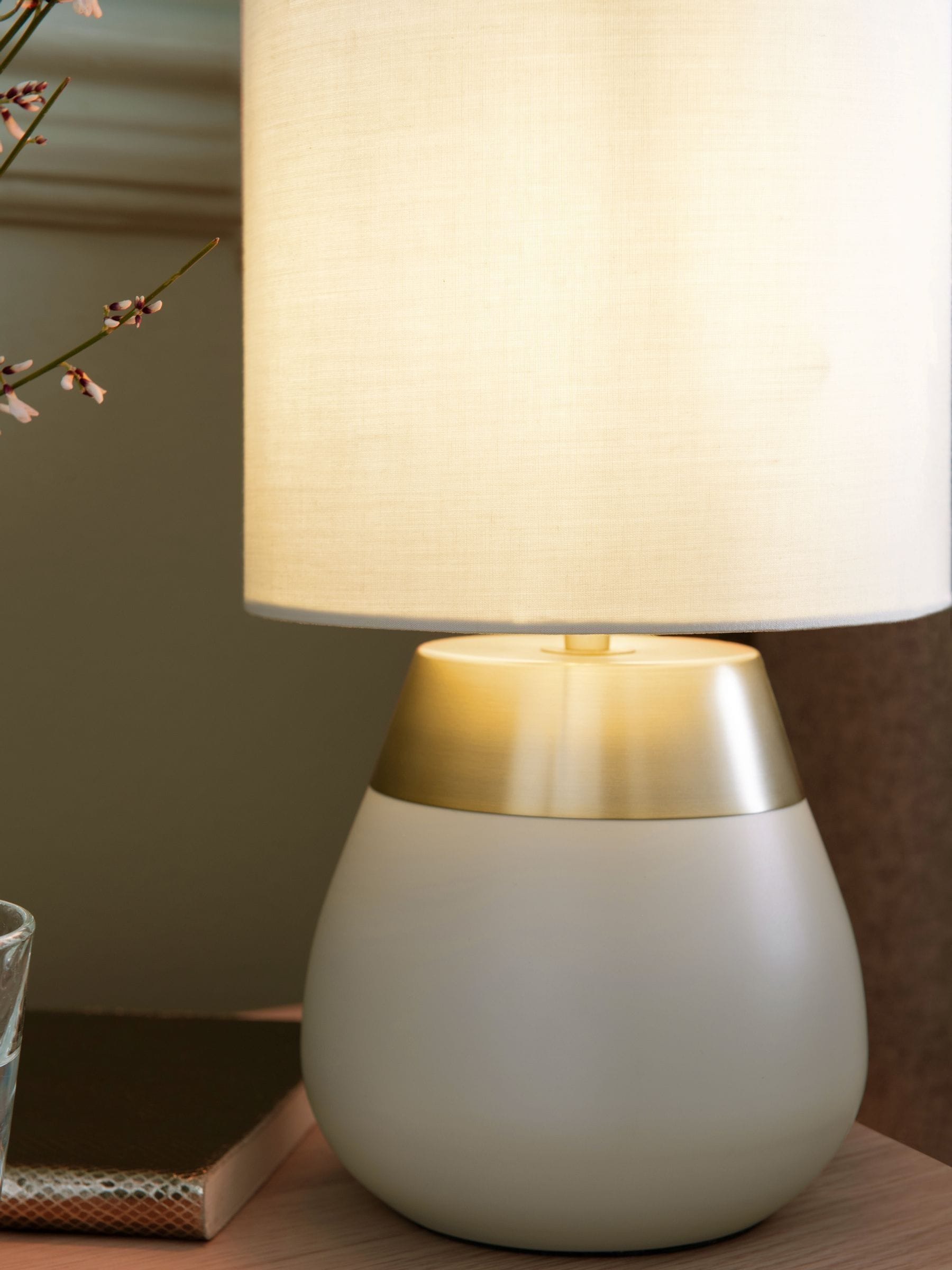 Champagne Gold Kit Table Lamp