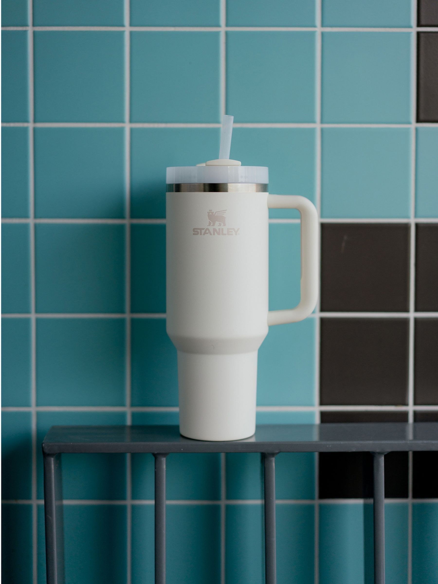 Buy Stanley Cream Tonal Quencher H2.0 Flow State Tumbler 1.18L Water ...