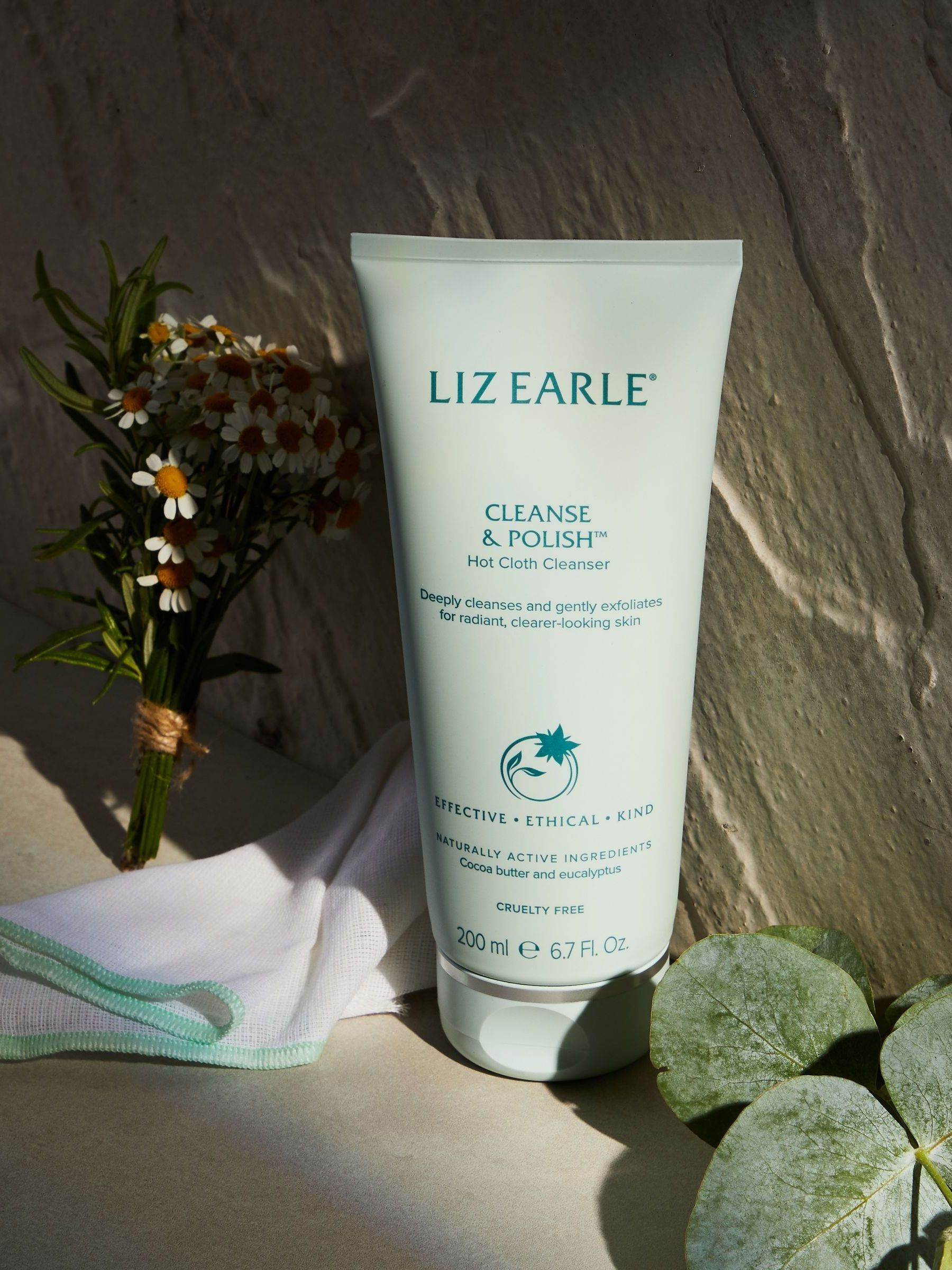 Buy Liz Earle Cleanse & Polish Hot Cloth Cleanser Tube 200ml from the ...