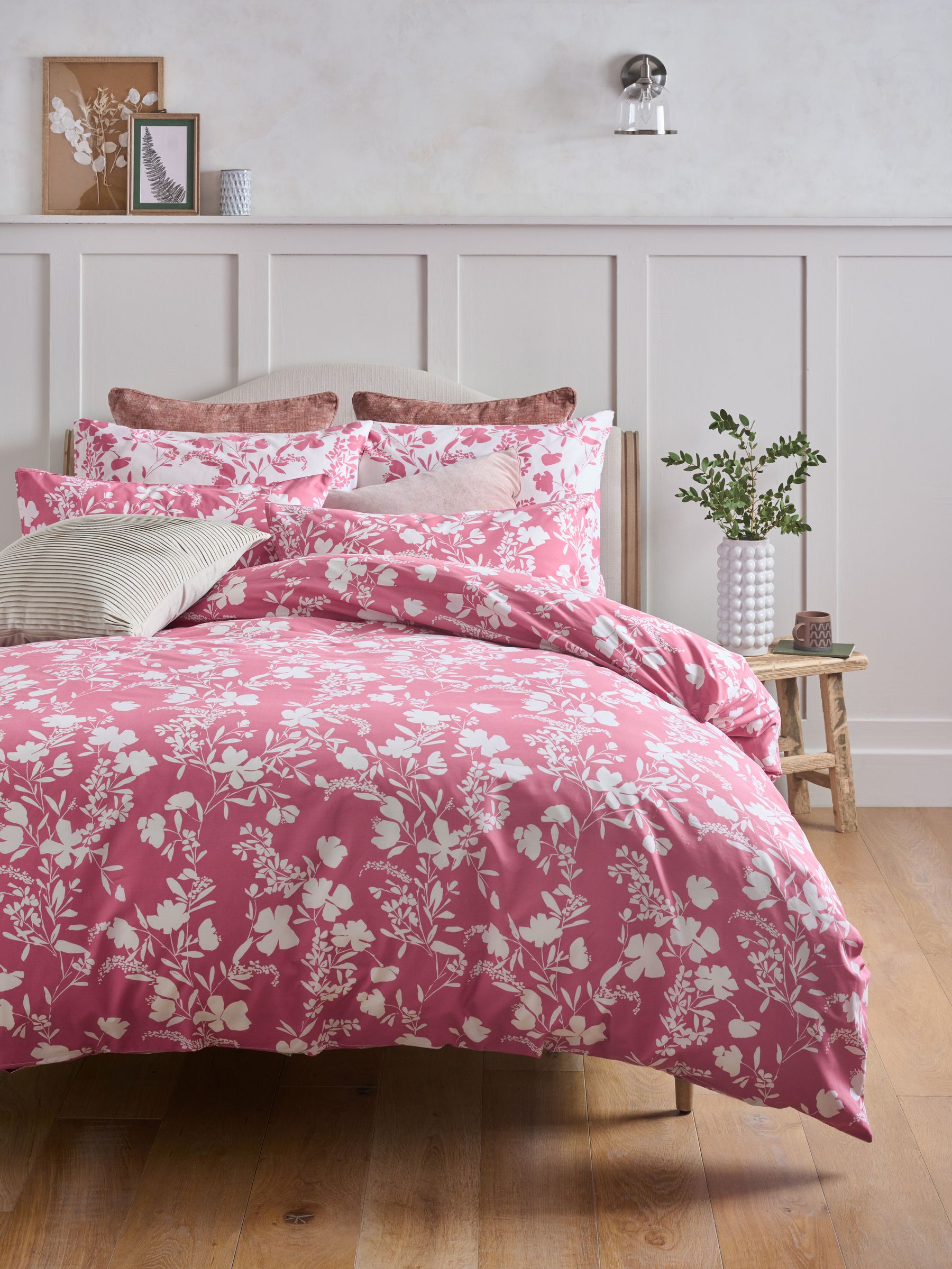 Buy 2 Pack Red Berry/Natural Floral Reversible Duvet Cover and ...