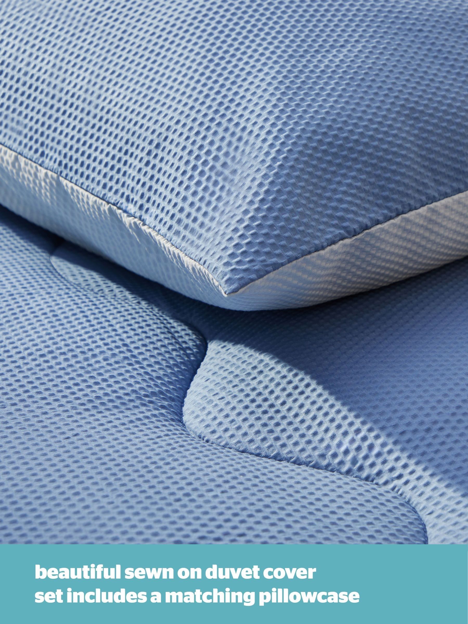Buy Silentnight 10.5 Tog Seersucker Coverless Duvet And Pillowcase Set ...