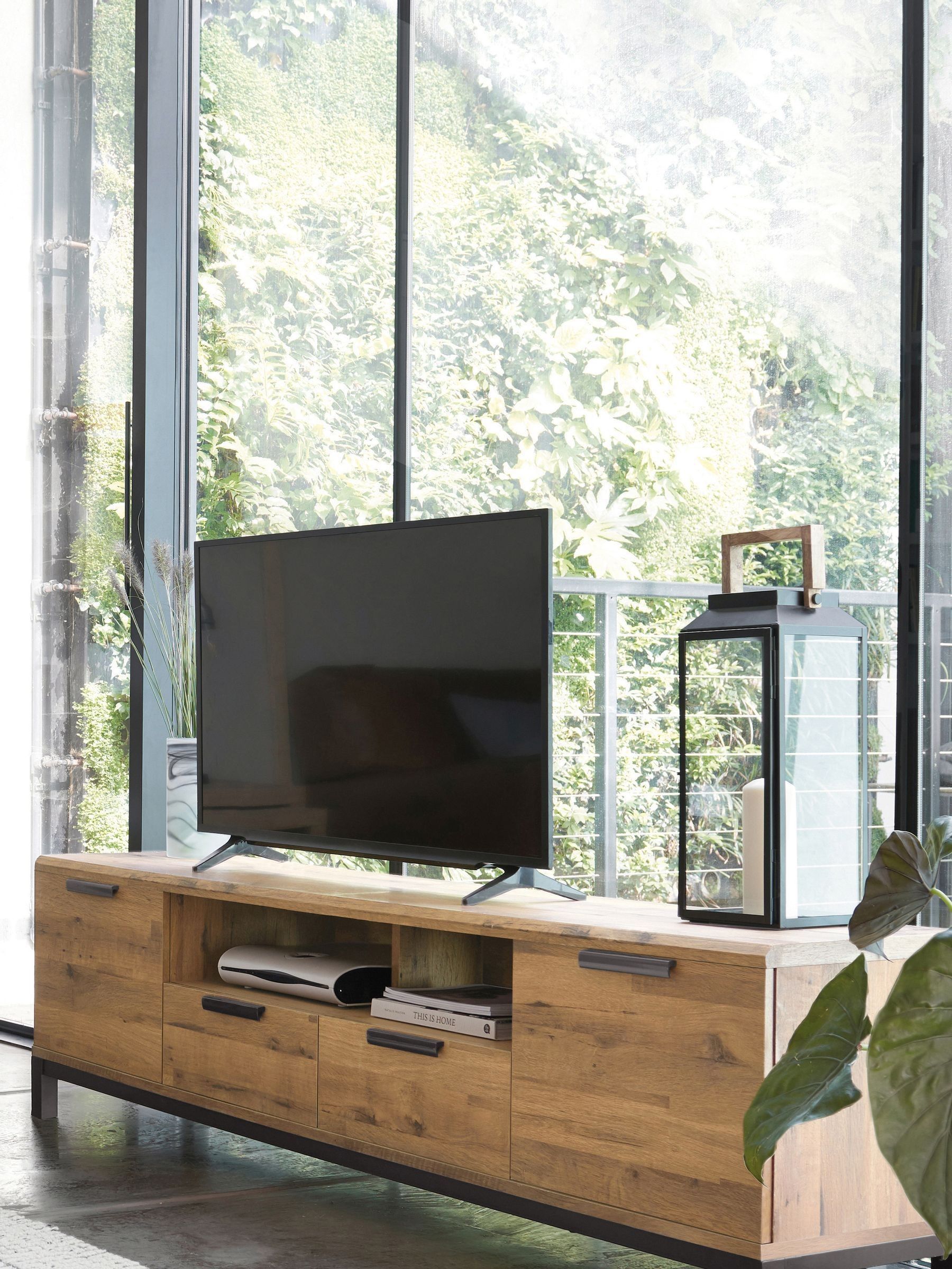 Bronx wide tv unit store