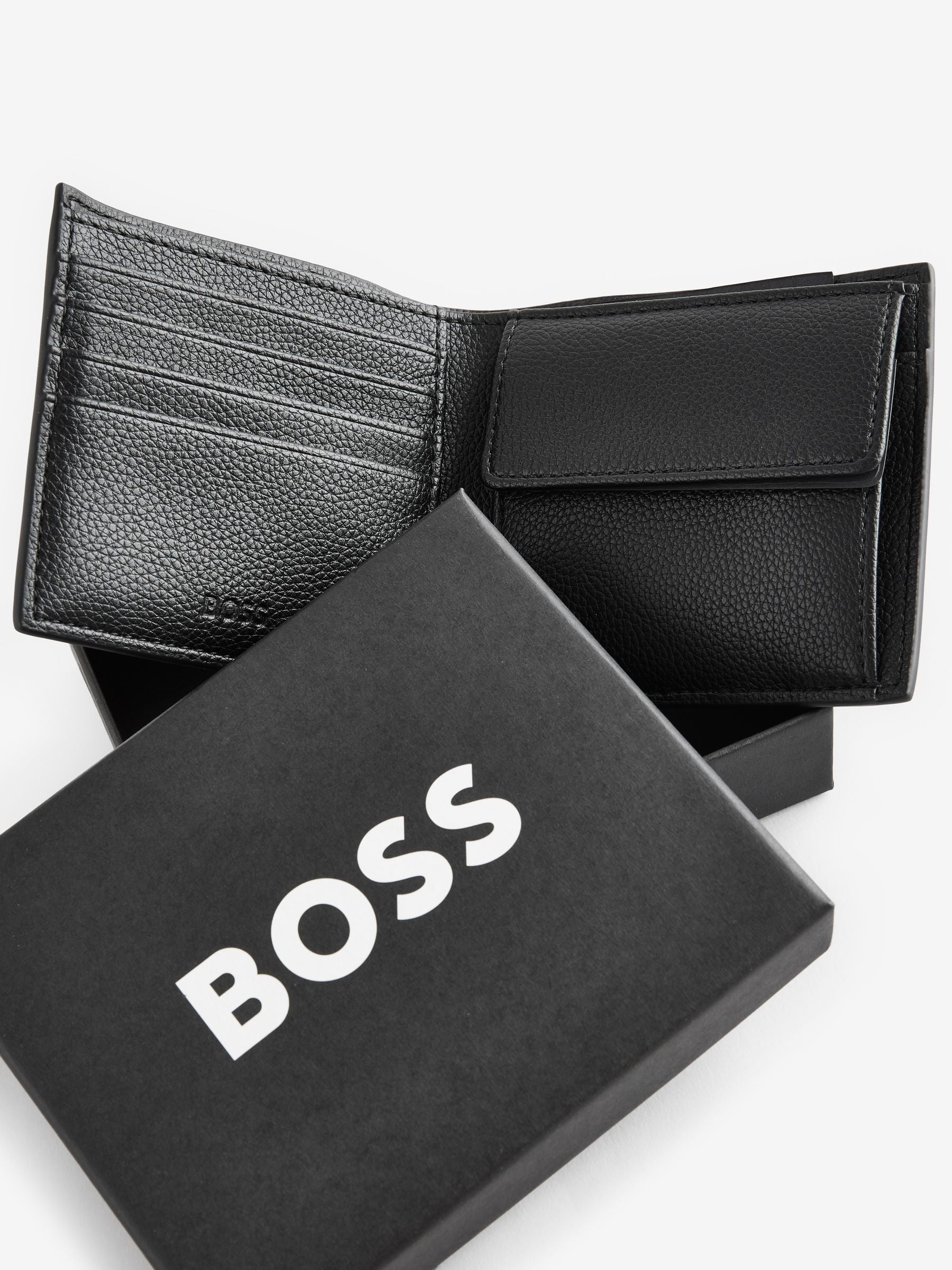 Hugo boss billfold wallet store
