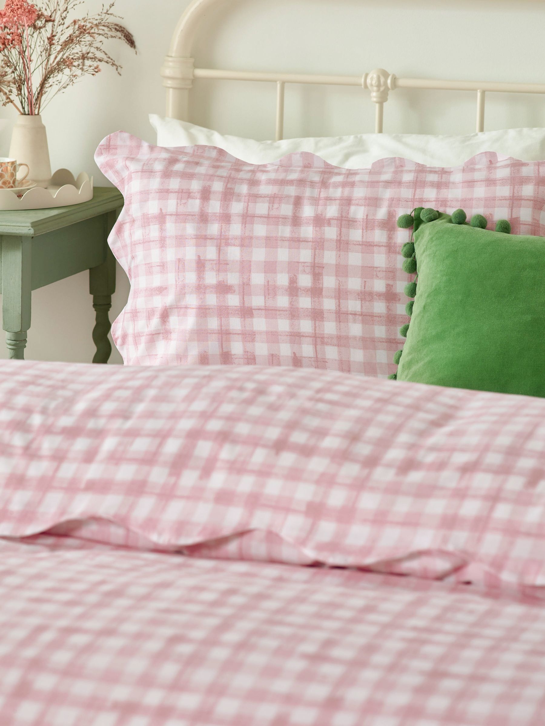 Buy Furn Pink Scalloped Edge Gingham Duvet Set from Next Australia
