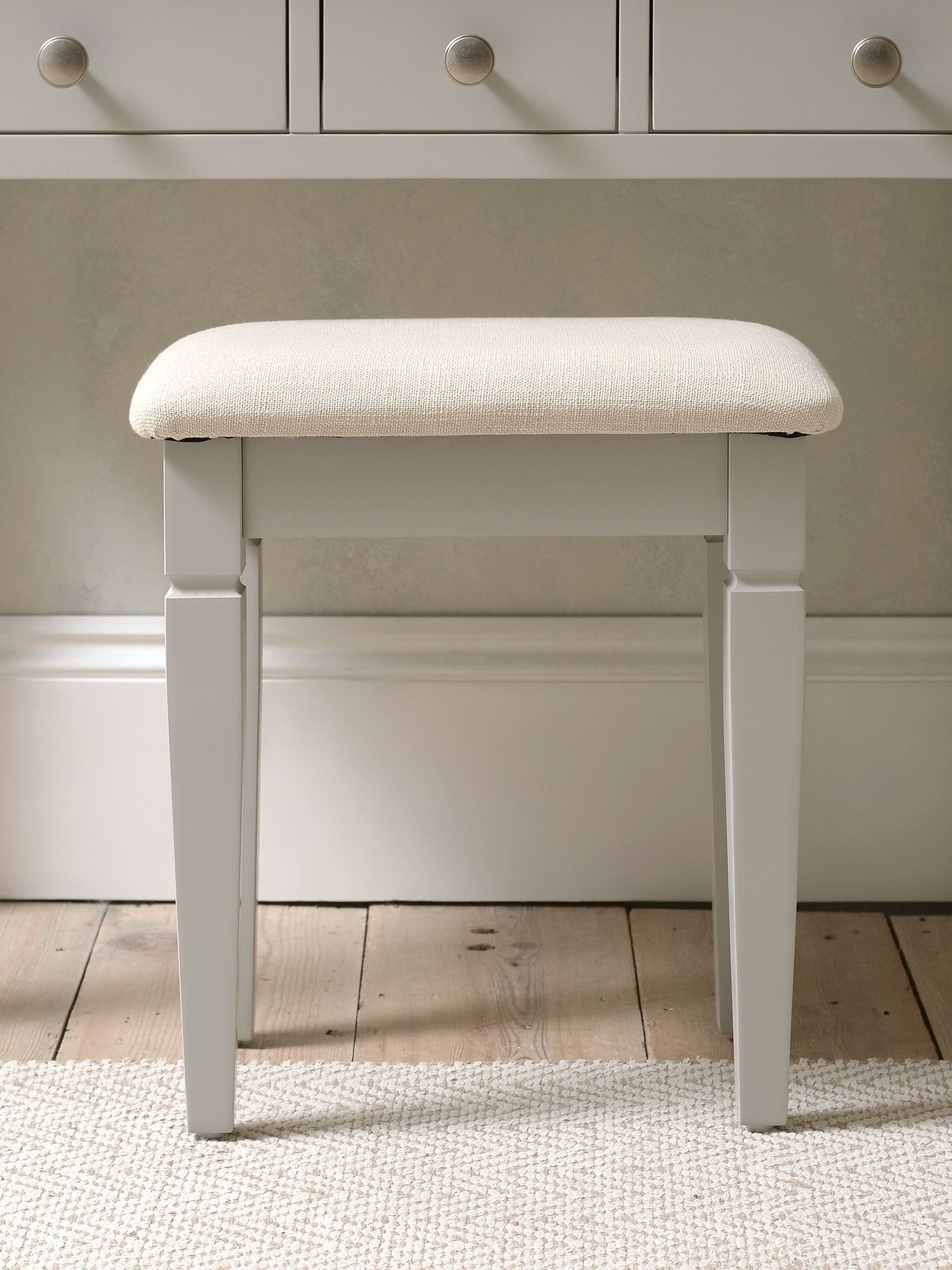 Cotswold chantilly grey store