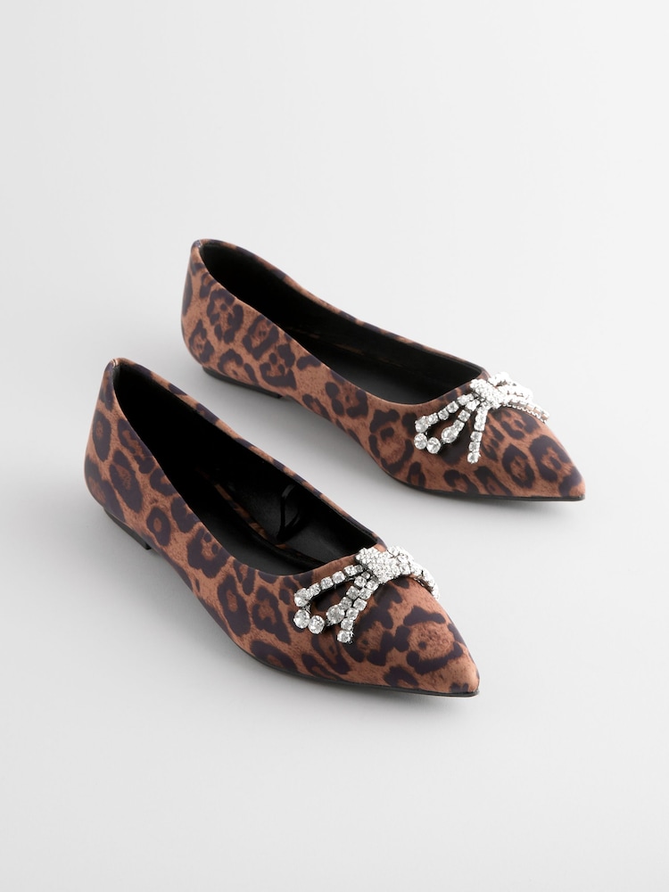 flat leopard shoes