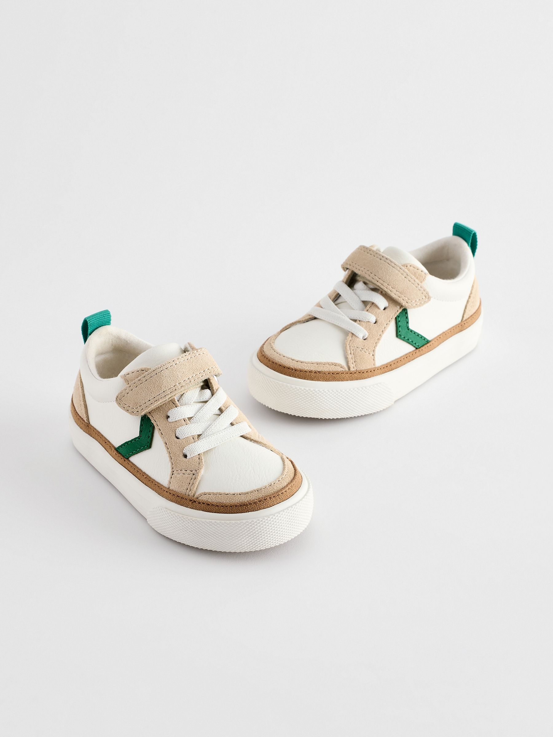 Buy White/Green Standard Fit (F) Touch Fastening Chevron Trainers from ...