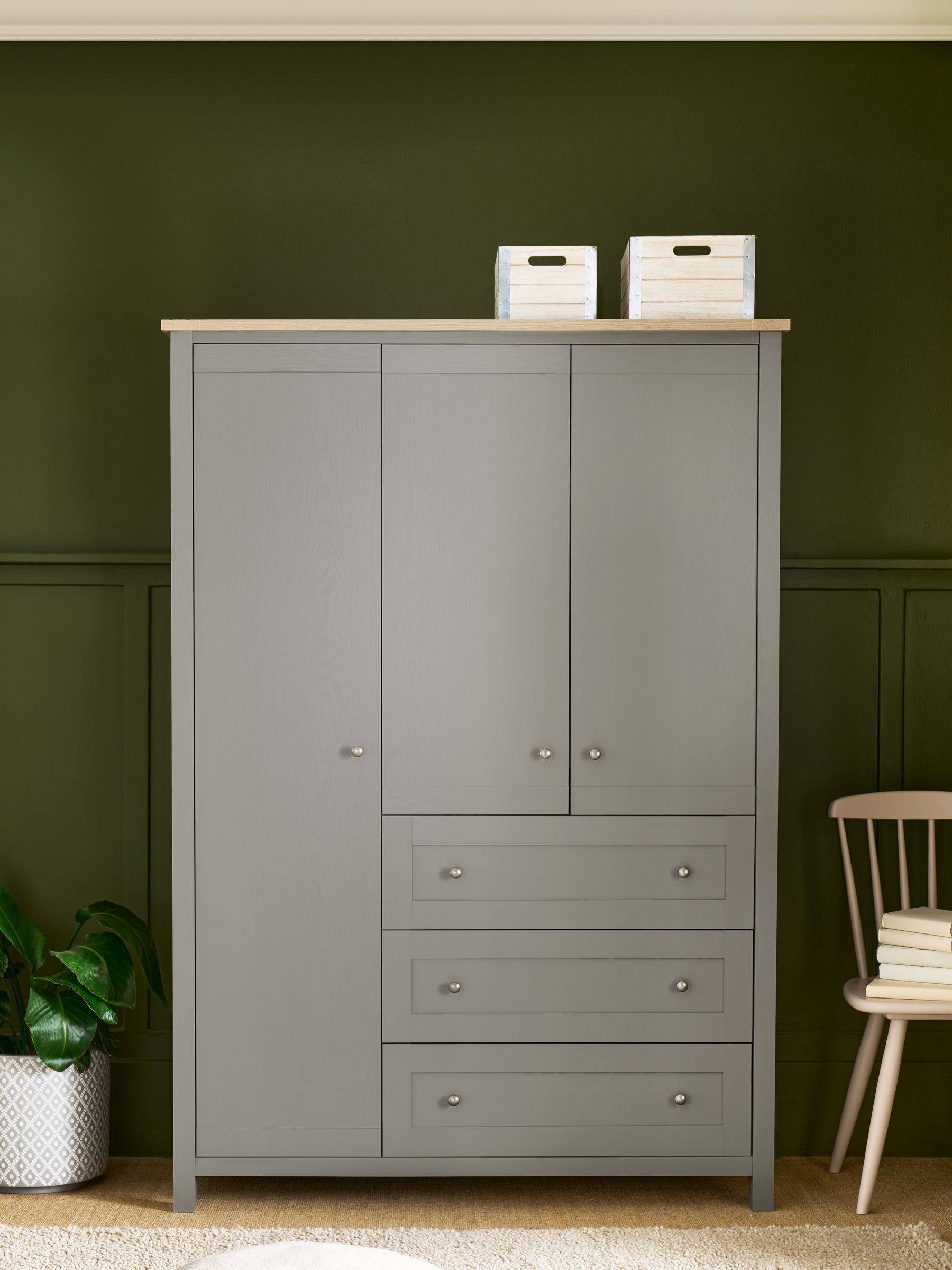 Buy Dove Grey Malvern Statement Oak Effect Triple, 3 drawers Wardrobe ...