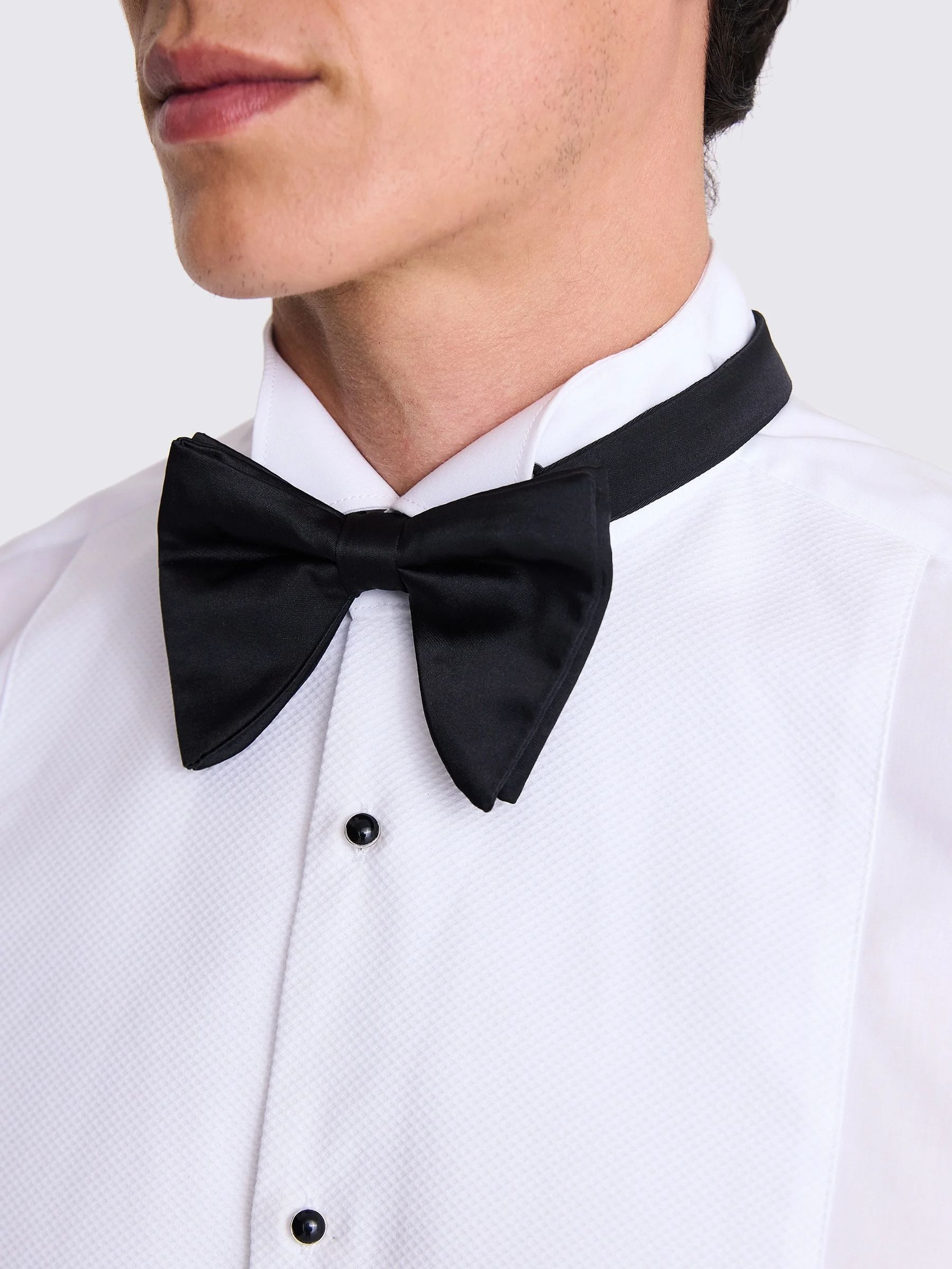 Buy MOSS White Regular Fit Wing Collar Marcella Dress Shirt from the ...