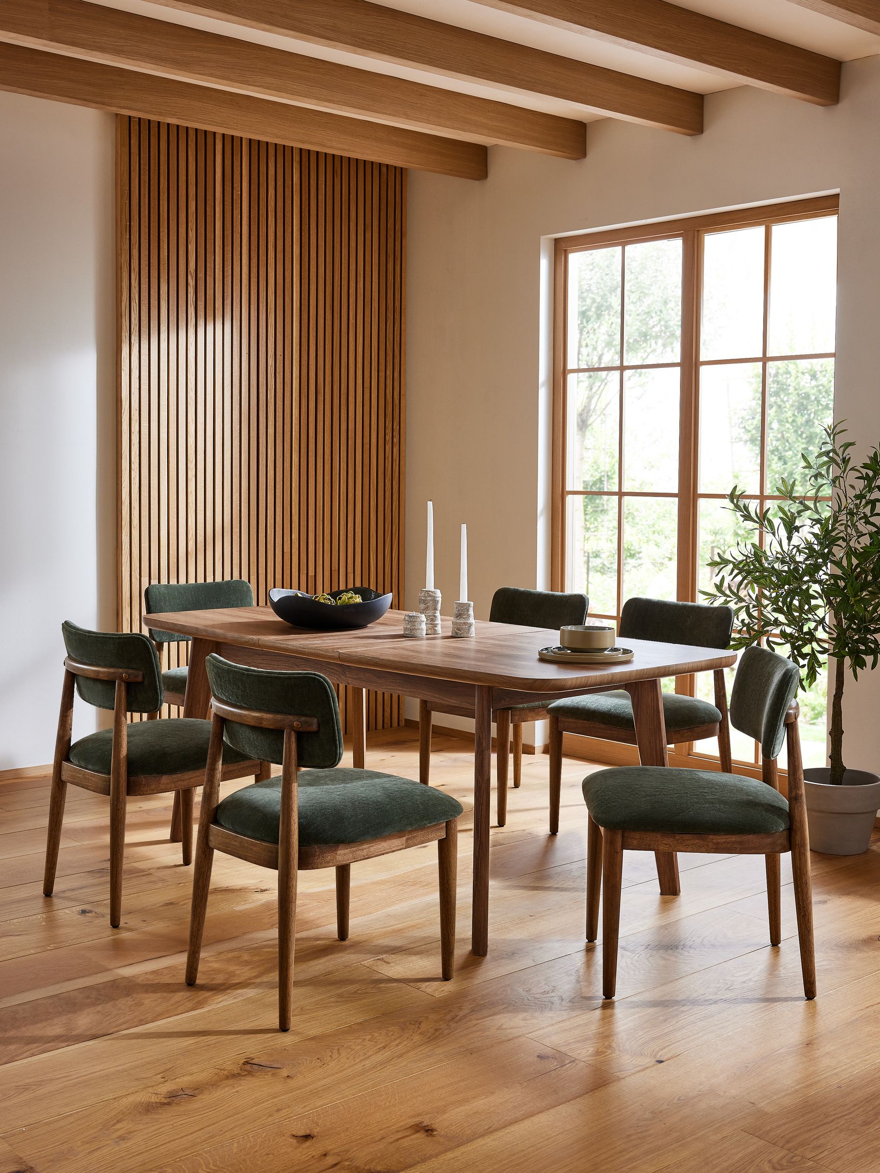 Walnut extendable table store