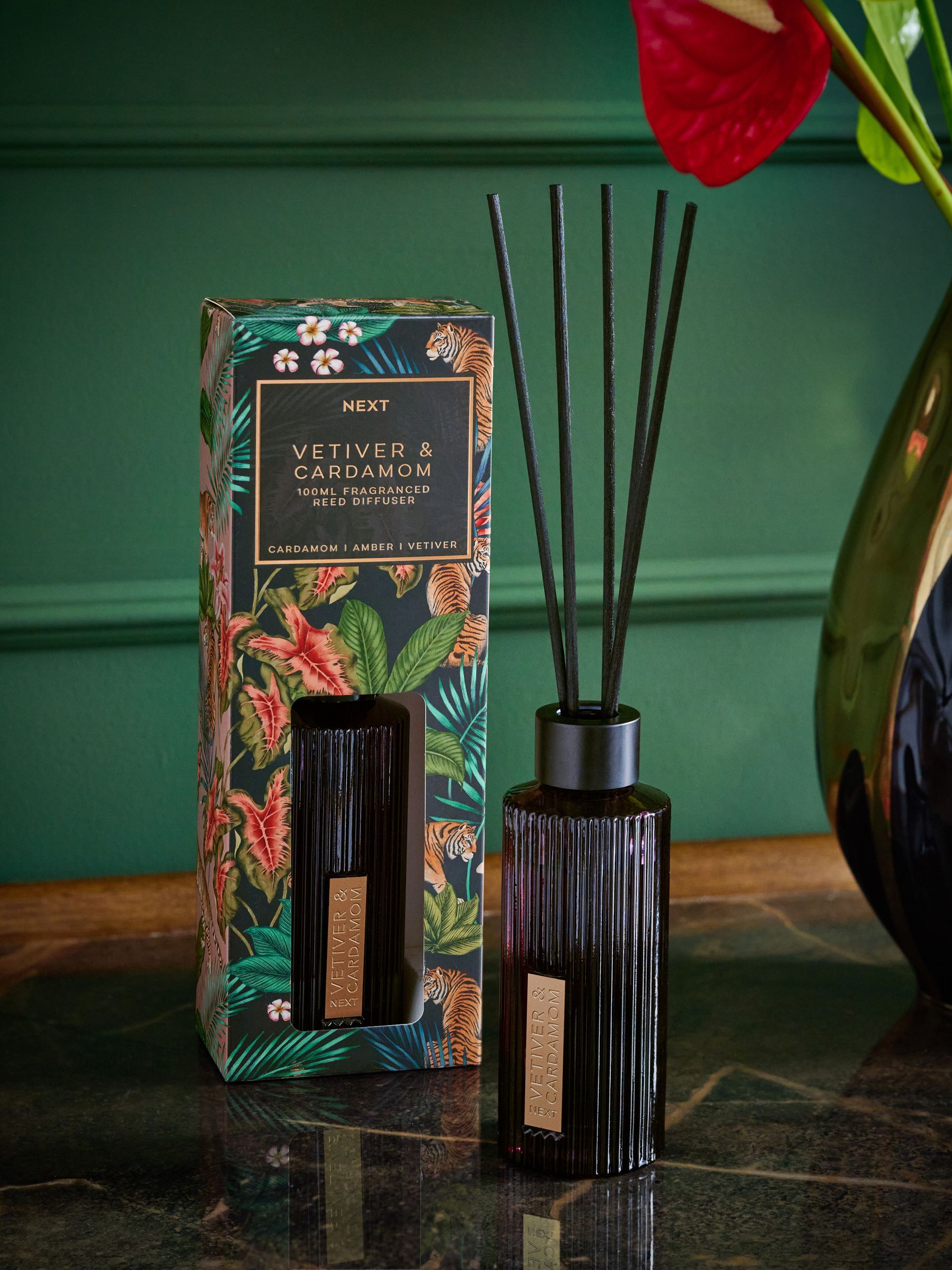 Buy Black/Gold Tiger Cardamom and Vetiver Animal 100ml Diffuser from ...