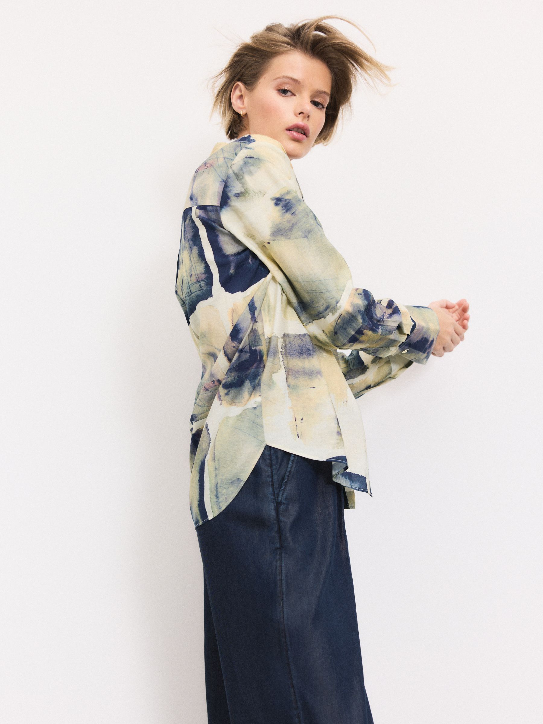 Buy Navy Blue/Ecru Abstract Long Sleeve Button Down Shirt from Next Israel