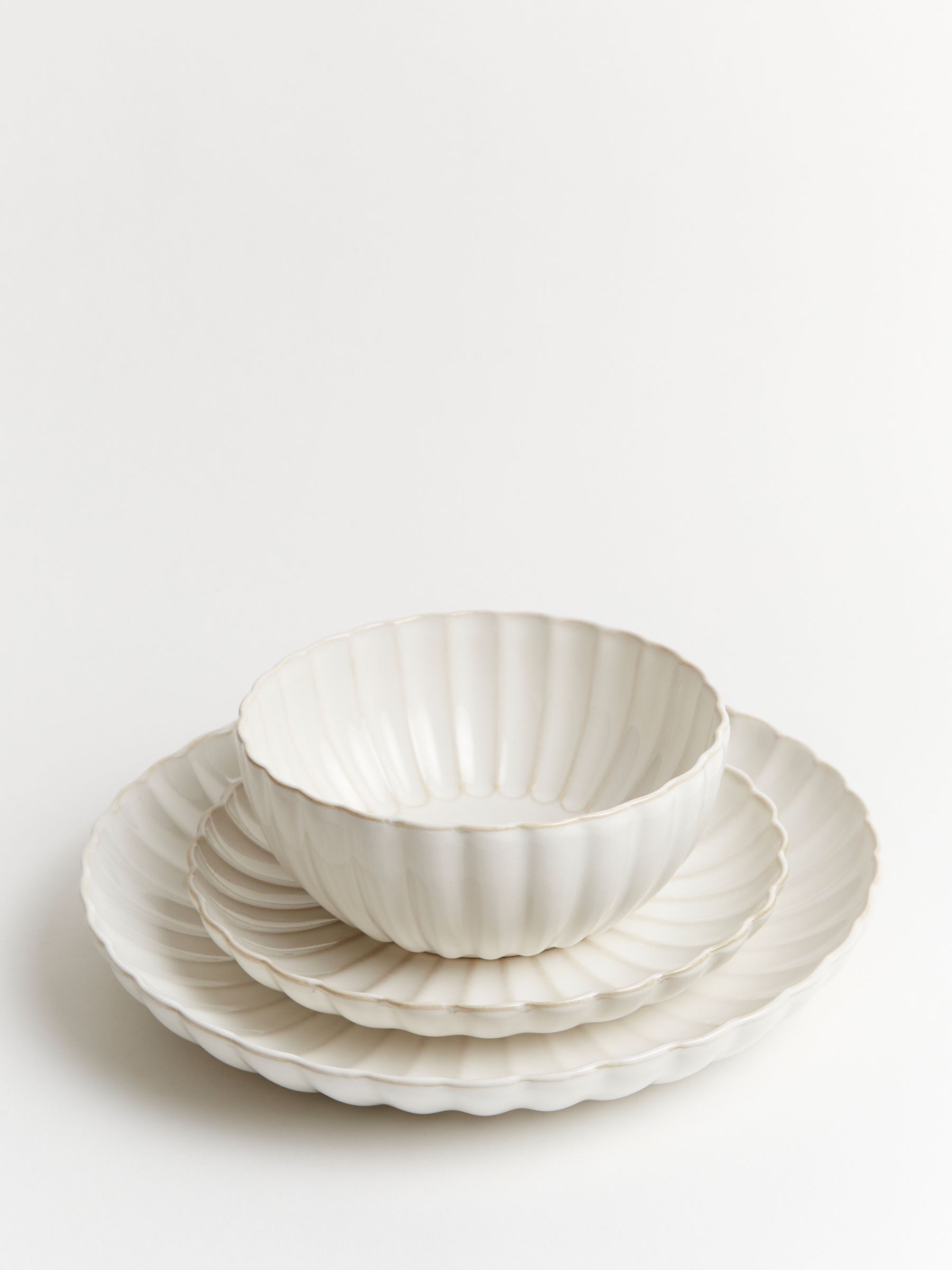 Buy Sixty3 Styled Ombre White Set of 4 Daphne Dinner Plates from the ...