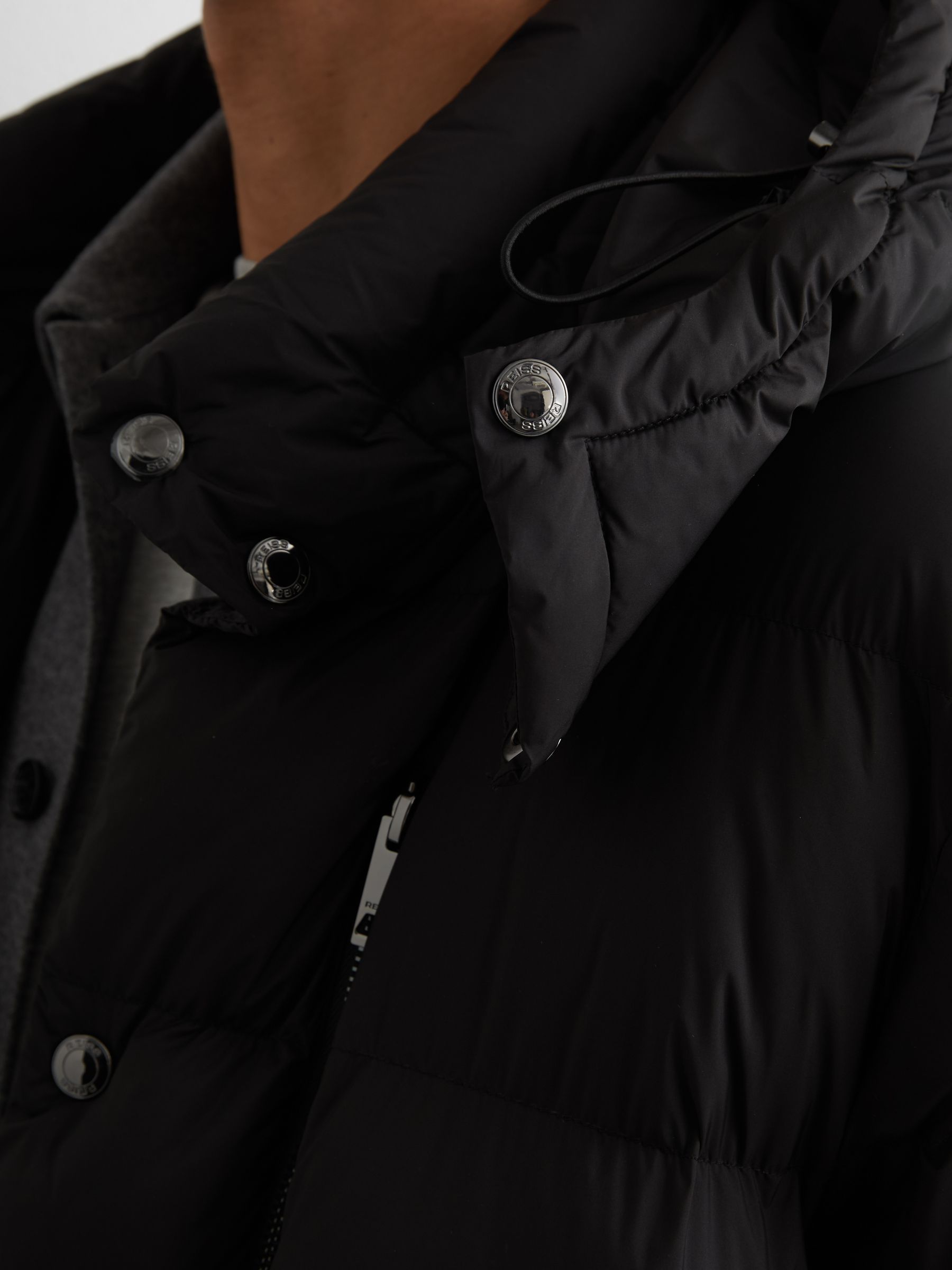 Buy Reiss Black Lebane Detachable-Hood Quilted Puffer Coat from the ...