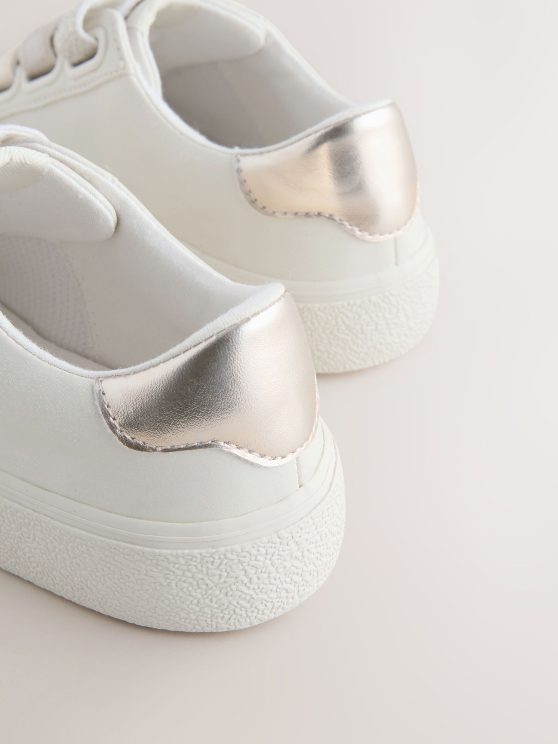 Buy White Touch Fastening Standard Fit (F) Low Top Trainers from the ...