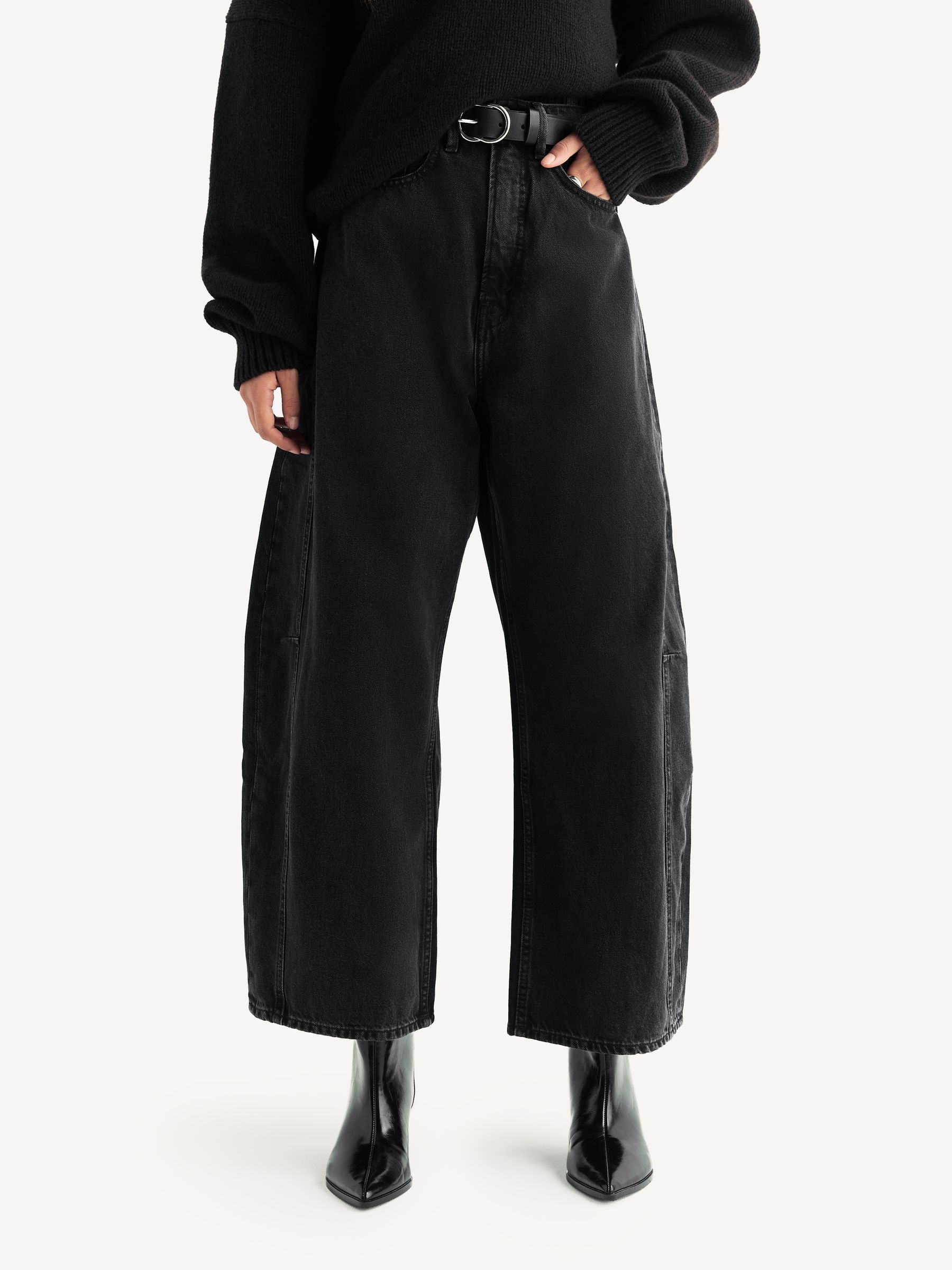 Buy Good American Black Extreme Barrel Jeans from the Next UK online shop