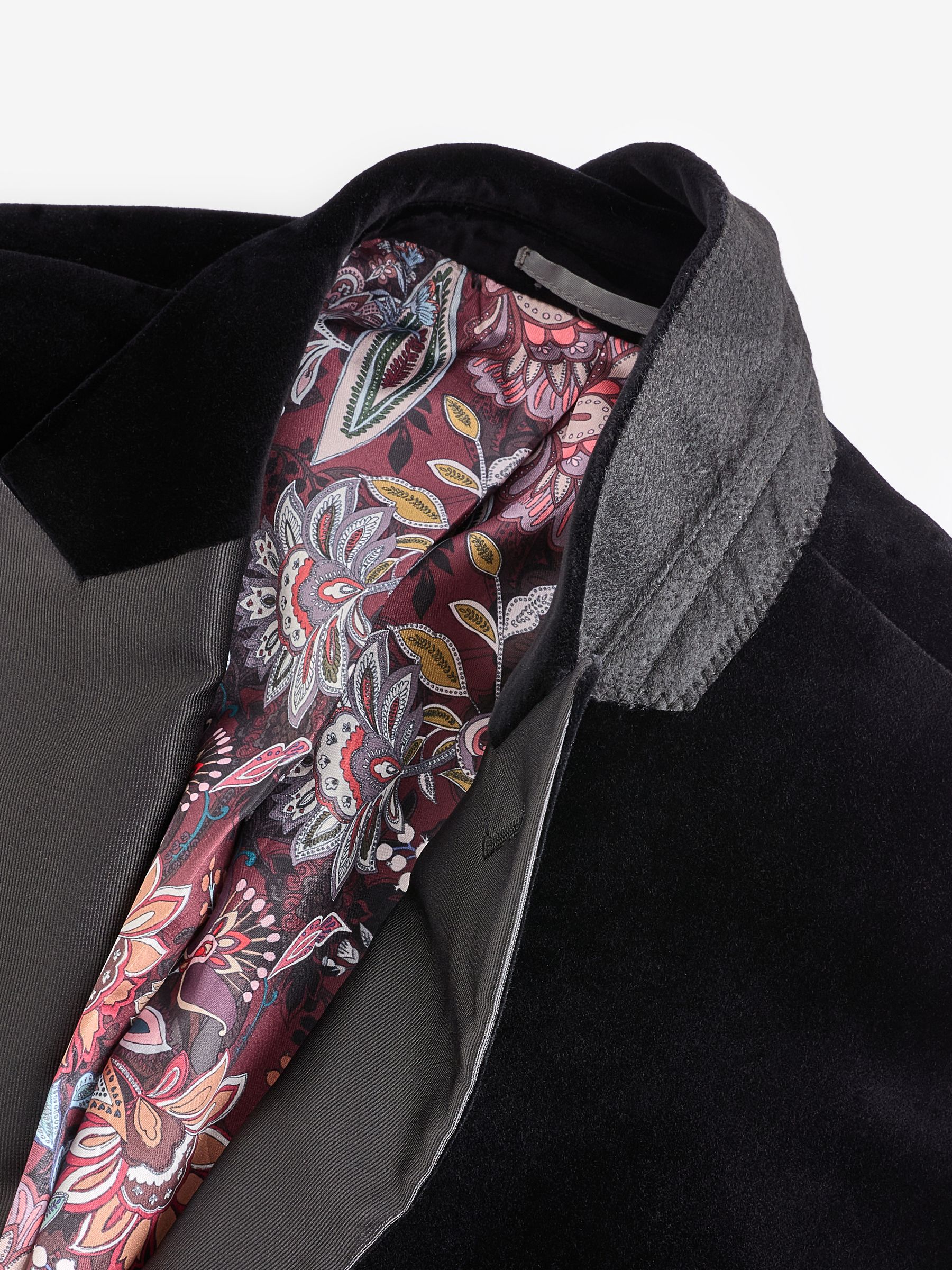Buy Black Regular Fit Signature Pontoglio Italian Velvet Blazer from ...