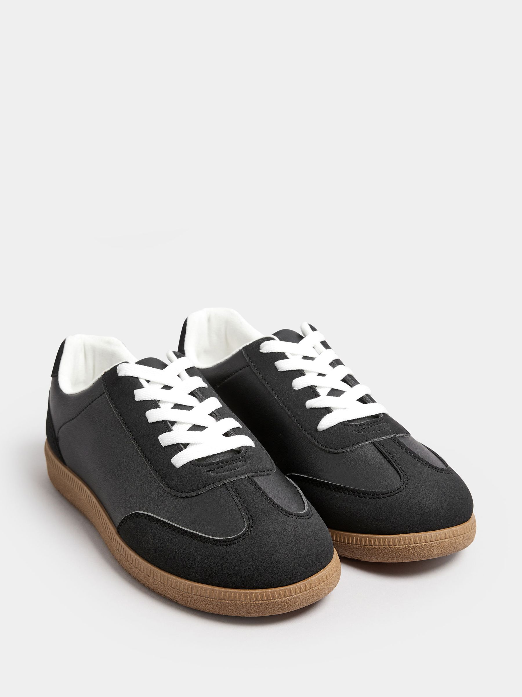 Buy Yours Curve Black Extra Wide Fit Retro Trainers Gum Sole from the ...