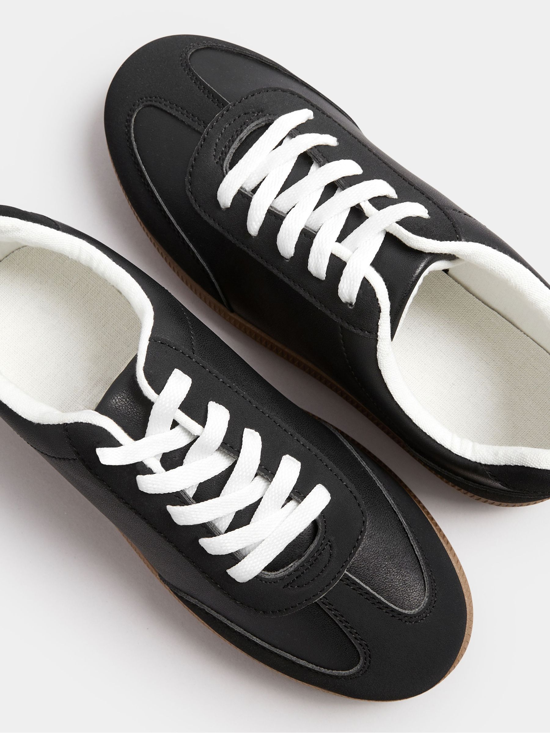 Buy Yours Curve Black Extra Wide Fit Retro Trainers Gum Sole from the ...
