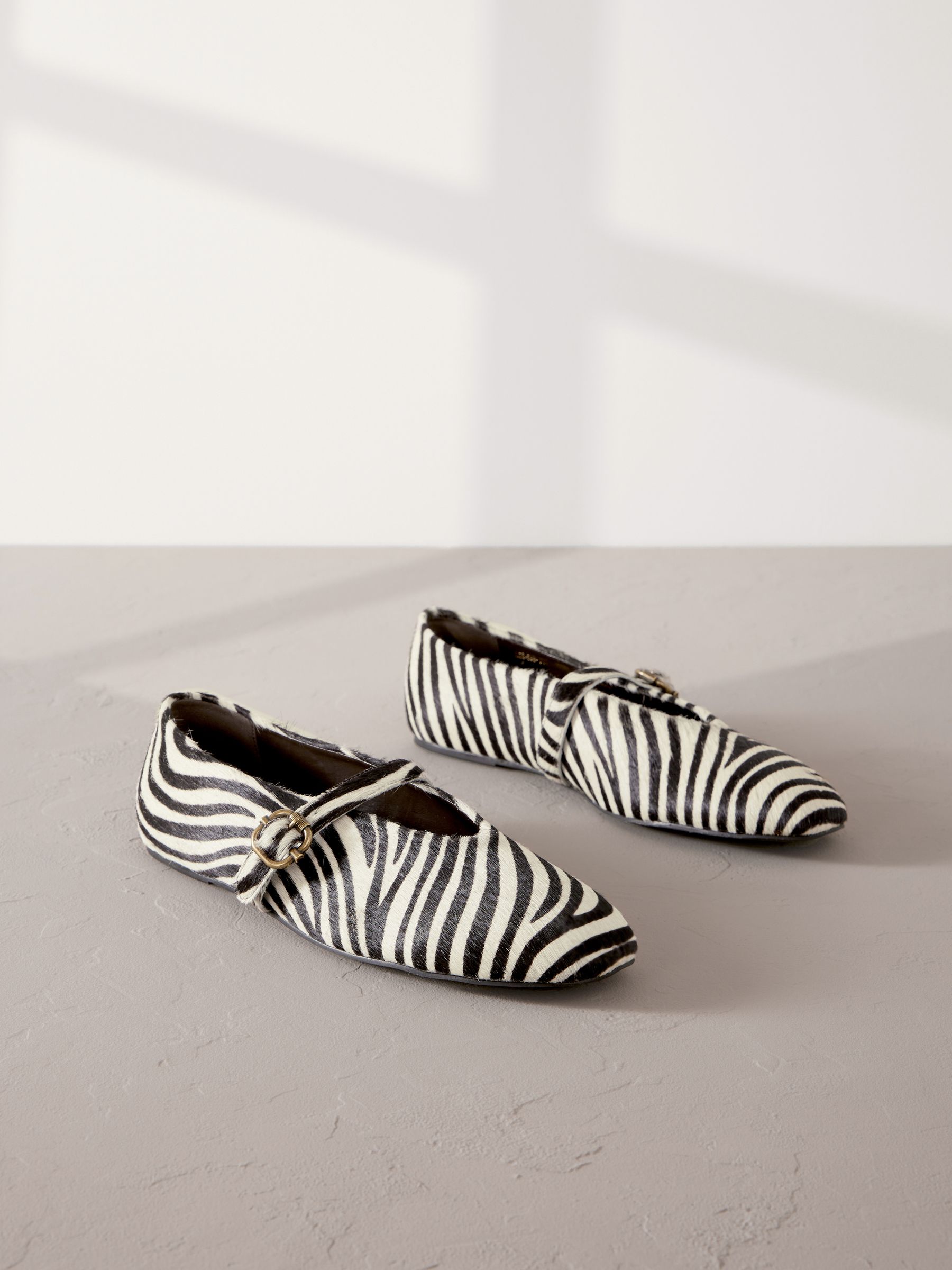 Buy Zebra Standard/Wide Fit Signature Leather Mary Jane Shoes from the ...