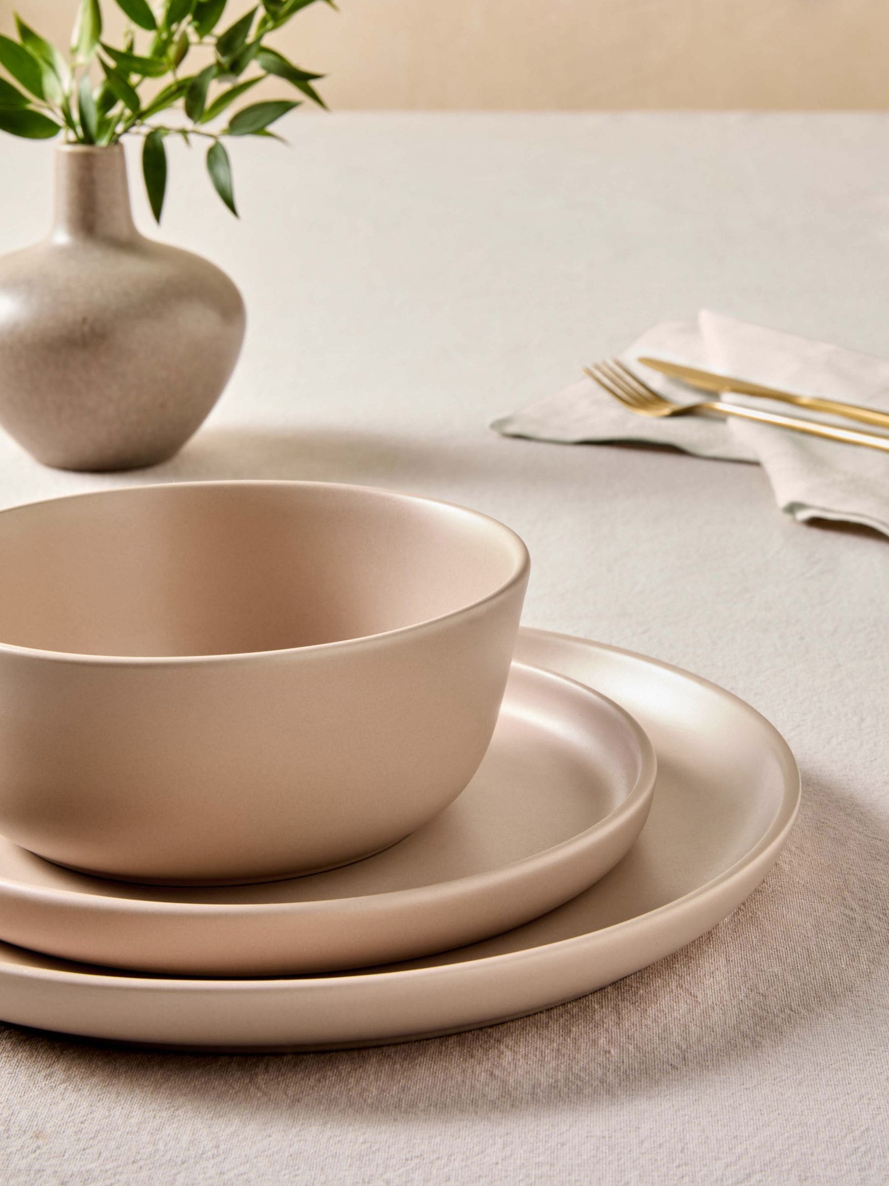 12 Piece Caramel Natural Dinner Set